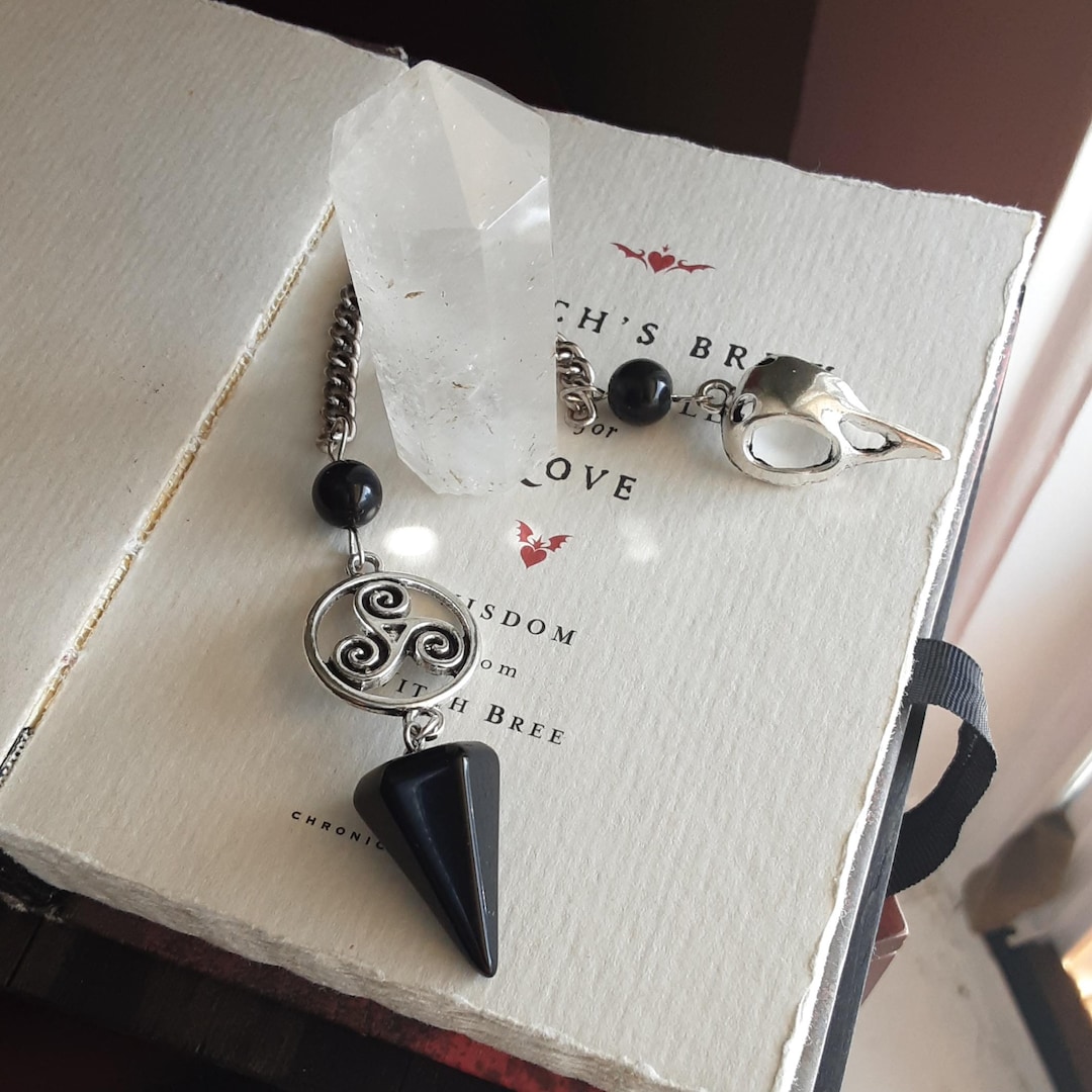 Obsidian Pendulum the Morrigan Goddess Devotion, Raven Skull Pendulum With Obsidian, Gift for ...