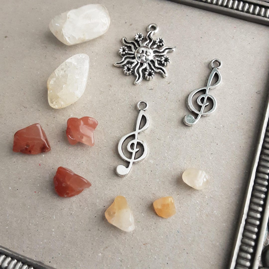 Apollon Altar Decor Set With Music Notes - Etsy