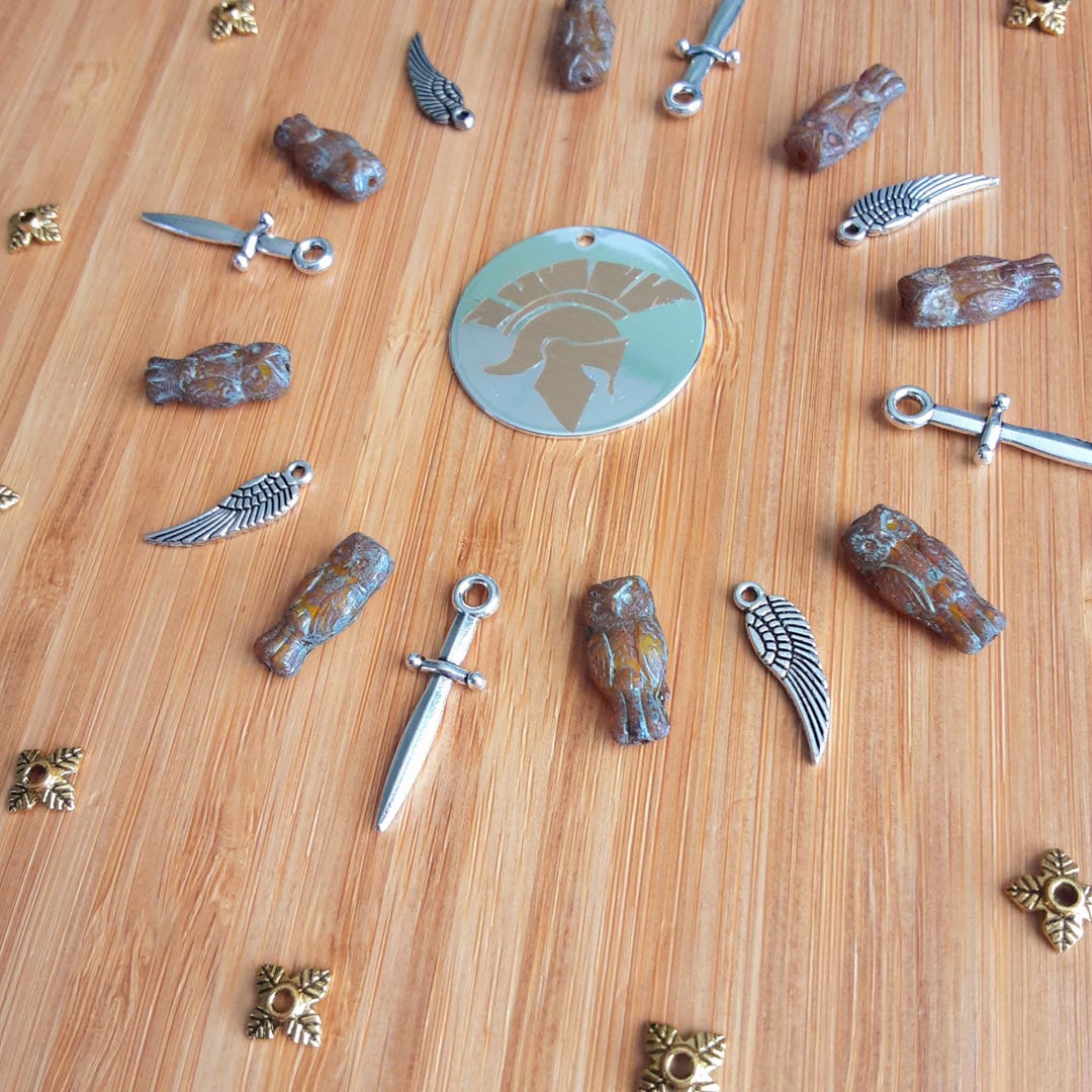 Athena Altar Decor Set, Crystal Grid for Athena - Etsy