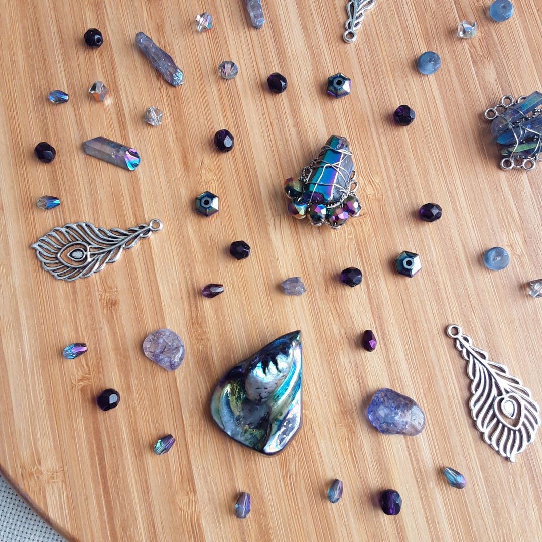 Hera Altar Decor Set, Crystal Grid With Peacock Feather Charms - Etsy