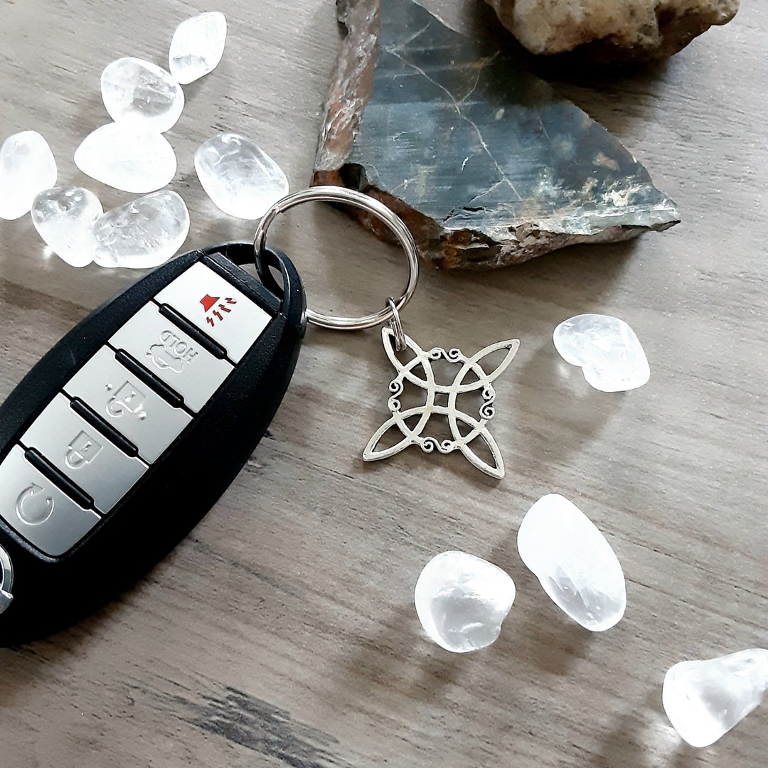 Witches Knot Protection Amulet Keychain Silver Pagan Witch Accessory ...