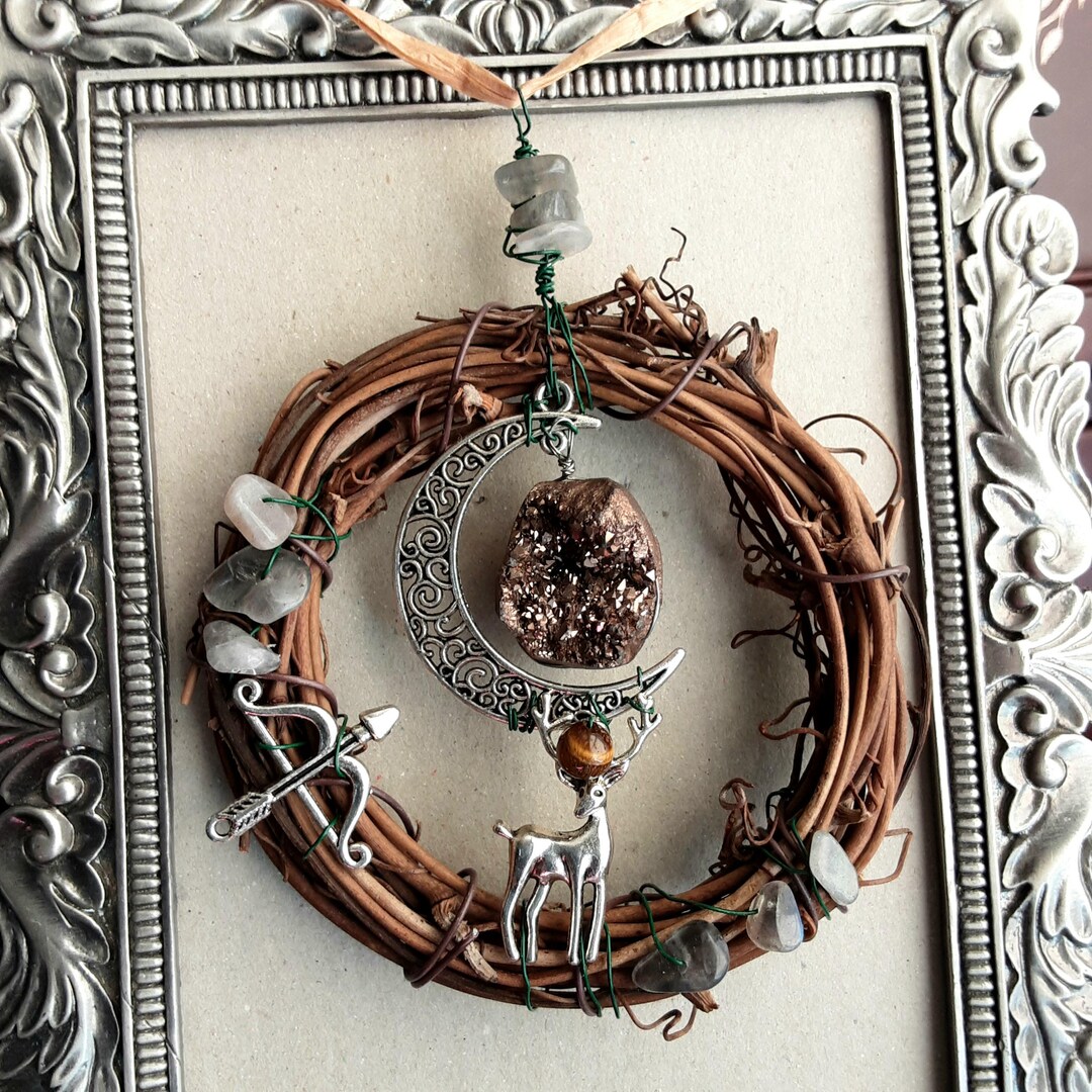 Artemis Altar Decor, Mini Wreath for Greek Goddess, Sagittarius Archer ...