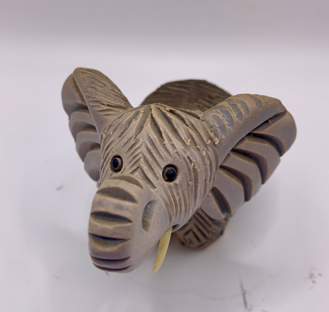 Vintage Artesanía Rinconada Blue/gray Elephant Figurine Tusks Lucky ...