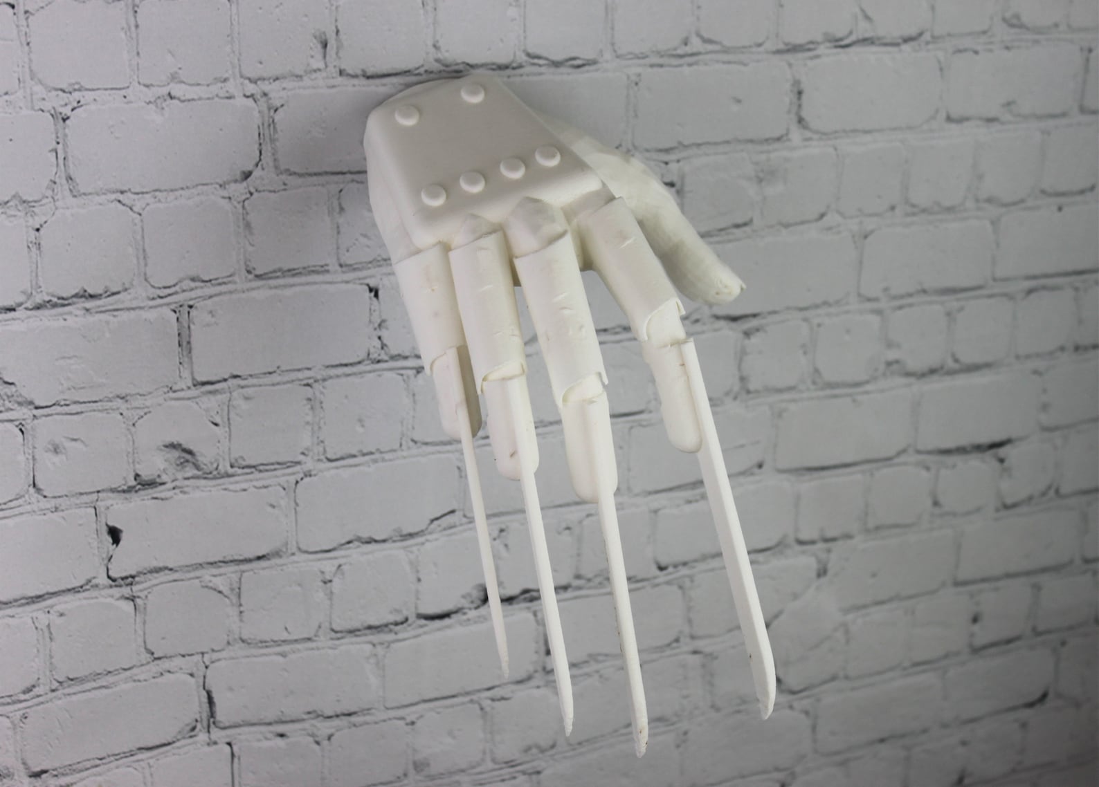 Freddy Krueger Hand Horror Decor Wall Mount - Etsy