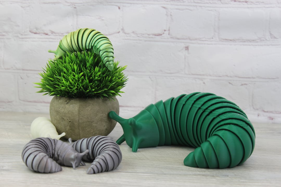 3D Printed Articulated Flexible Slug Fidget - Etsy