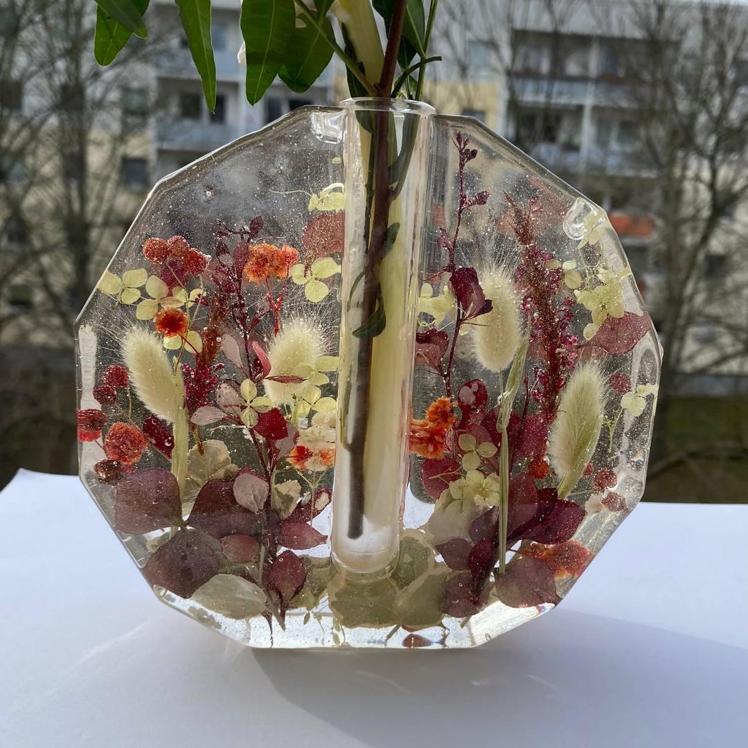 Handmade Resin Decor Flower Vase for Single Flower Botanical Table ...