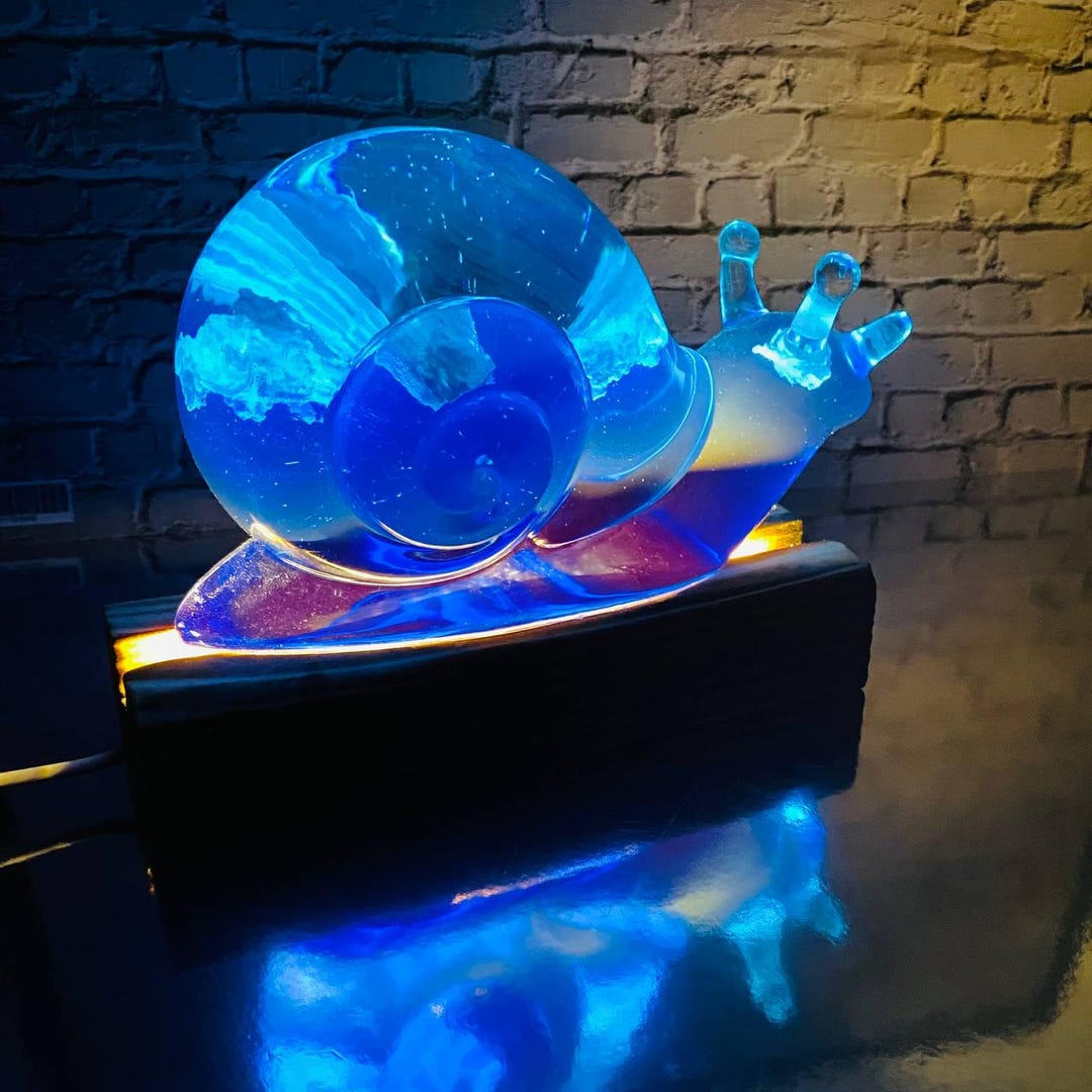 Resin Lamp Snail Handmade Resin Decor Unique Epoxy Decor Sky Snail ...