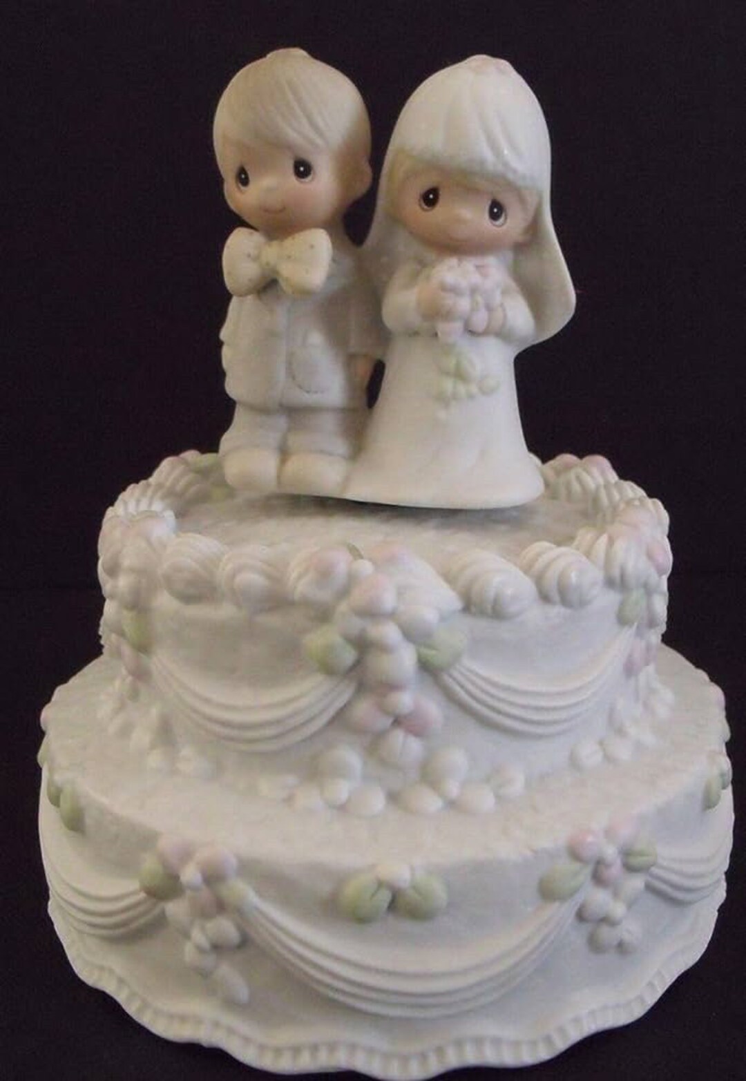 Precious Moments Wedding Musical Topper 'lord Bless You and Keep You ...