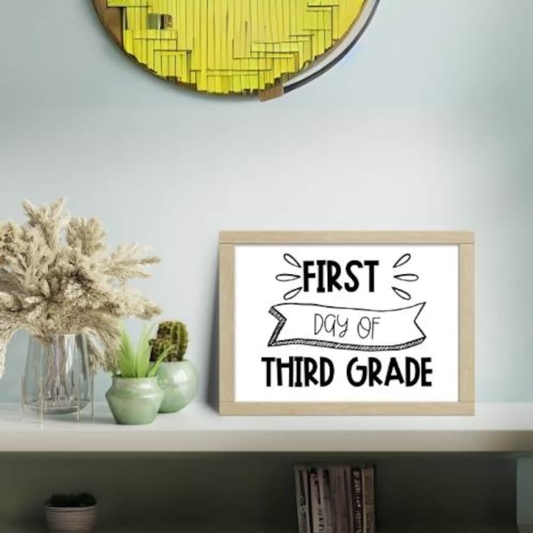 First Day of School PRINTABLE Signs | All Grades | Back to School ...