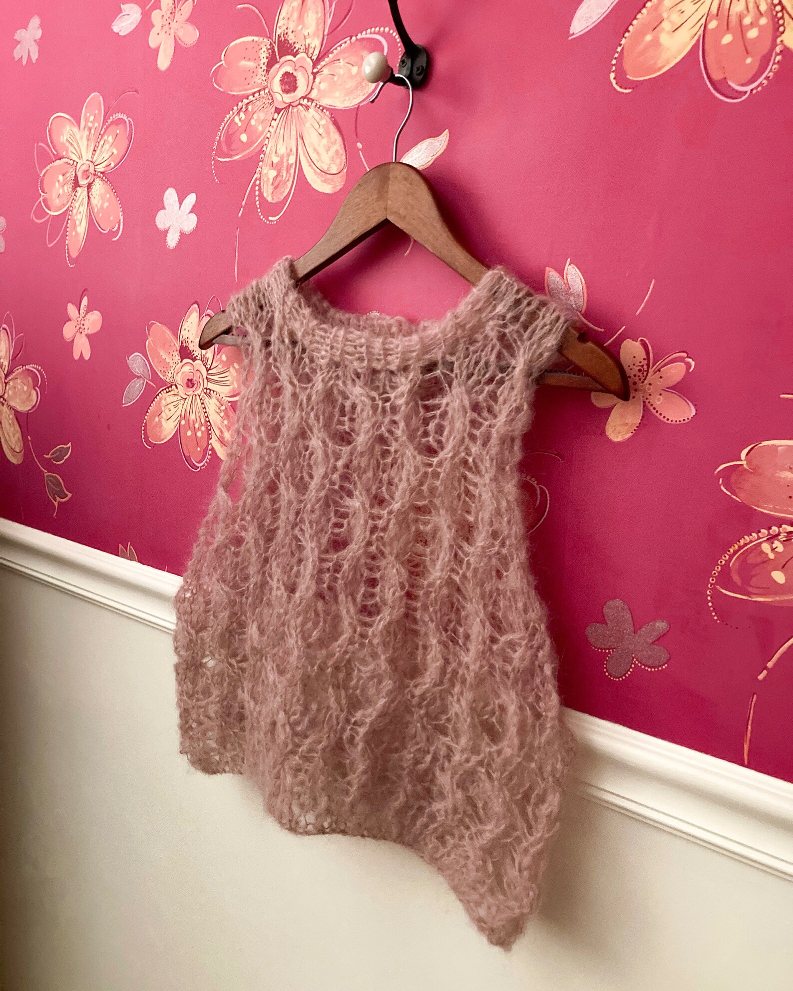 Knitting Vest Pattern Mohair, Cropped Knit Vest, Knit Slipover Pattern ...