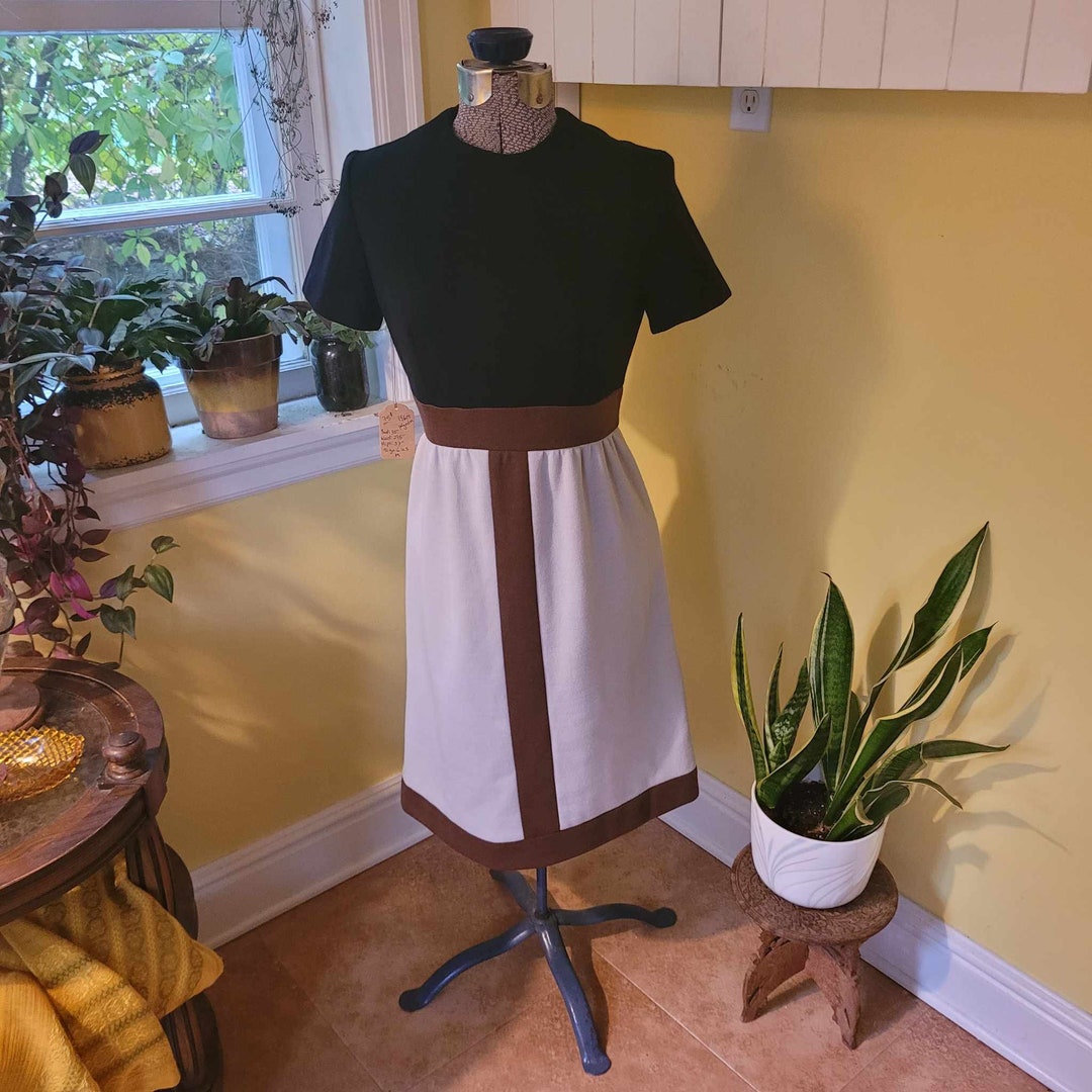1960's Alison Ayres Mod Dress With Black Bodice and Block Pieced Skirt ...