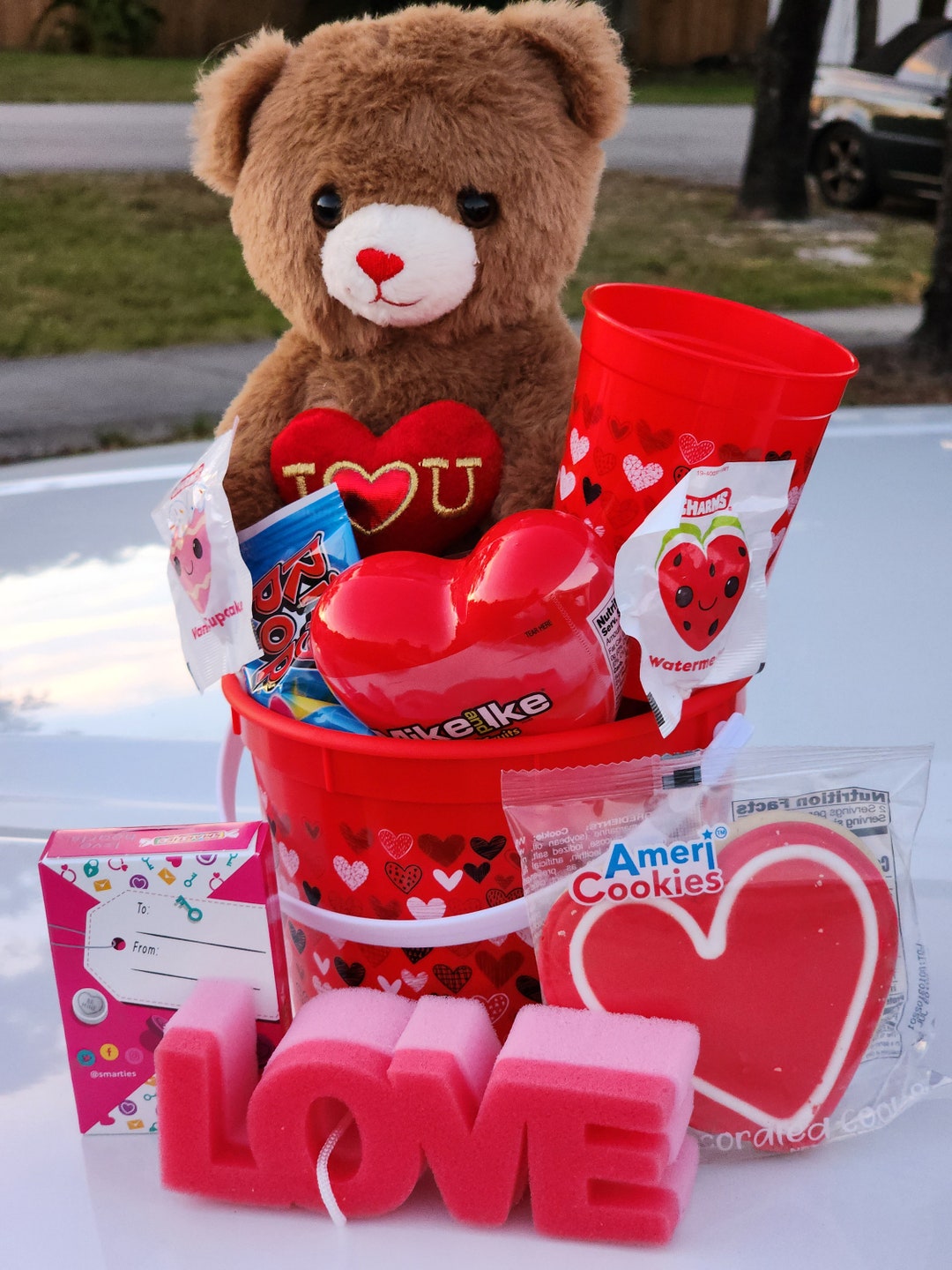Valentines day baskets store