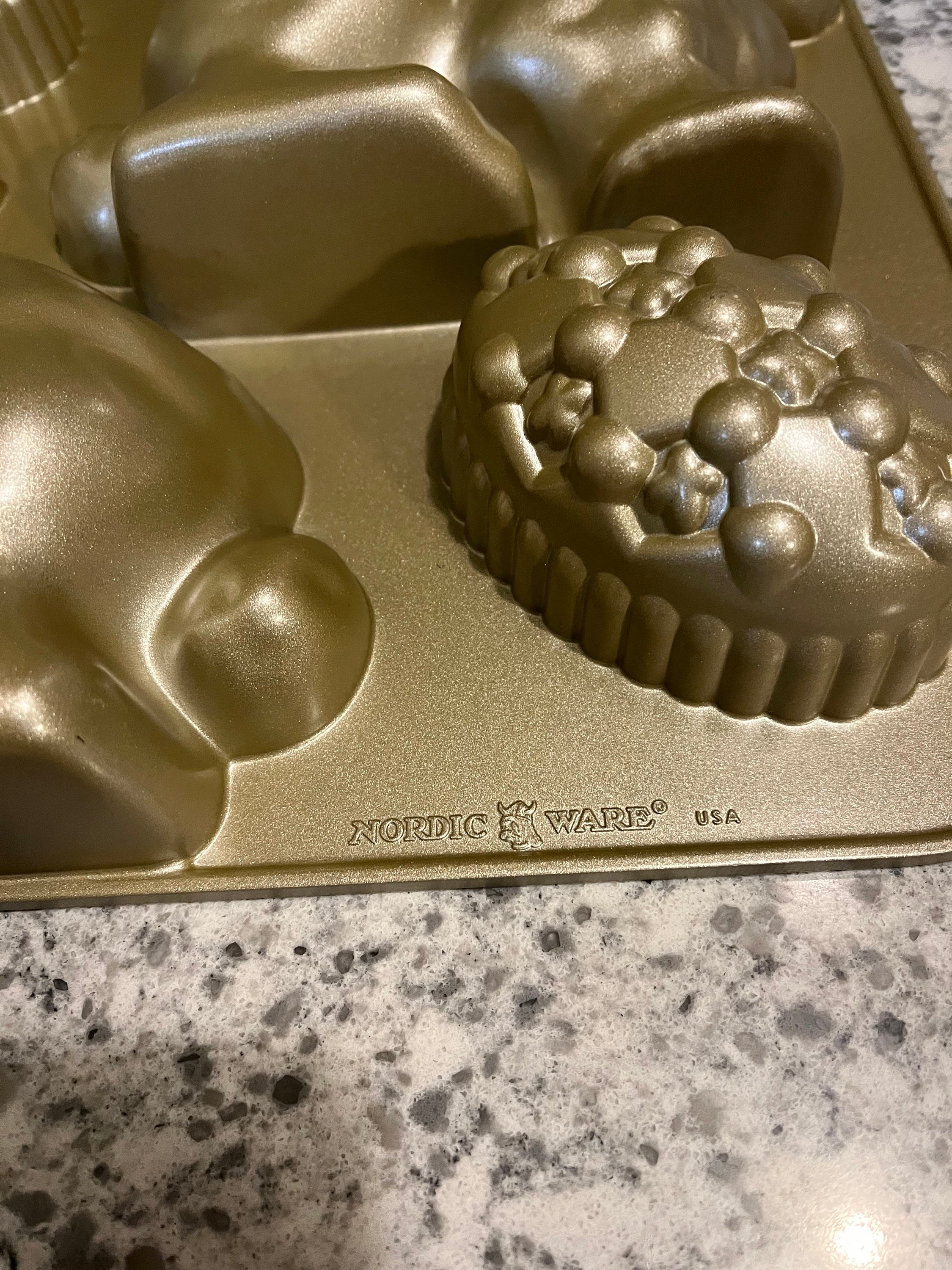 Nordic Ware 3D Easter Bunny and Egg Cake Pan - Etsy