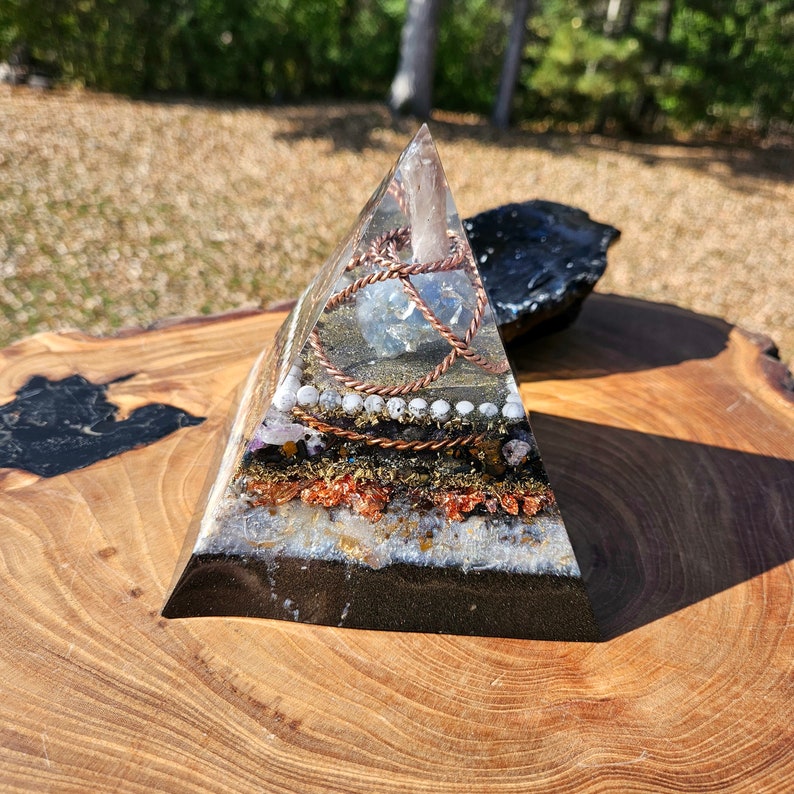 0rgonite Pyramid With Tensor Rings, Orgone Energy, Emf Protection ...