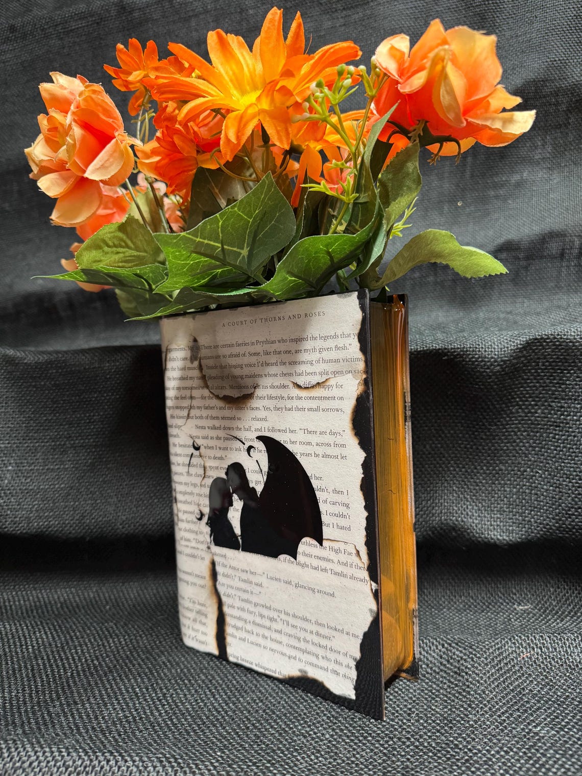 ACOTAR Flower Book Vase. A Court of Thorn and Roses Designed With the ...