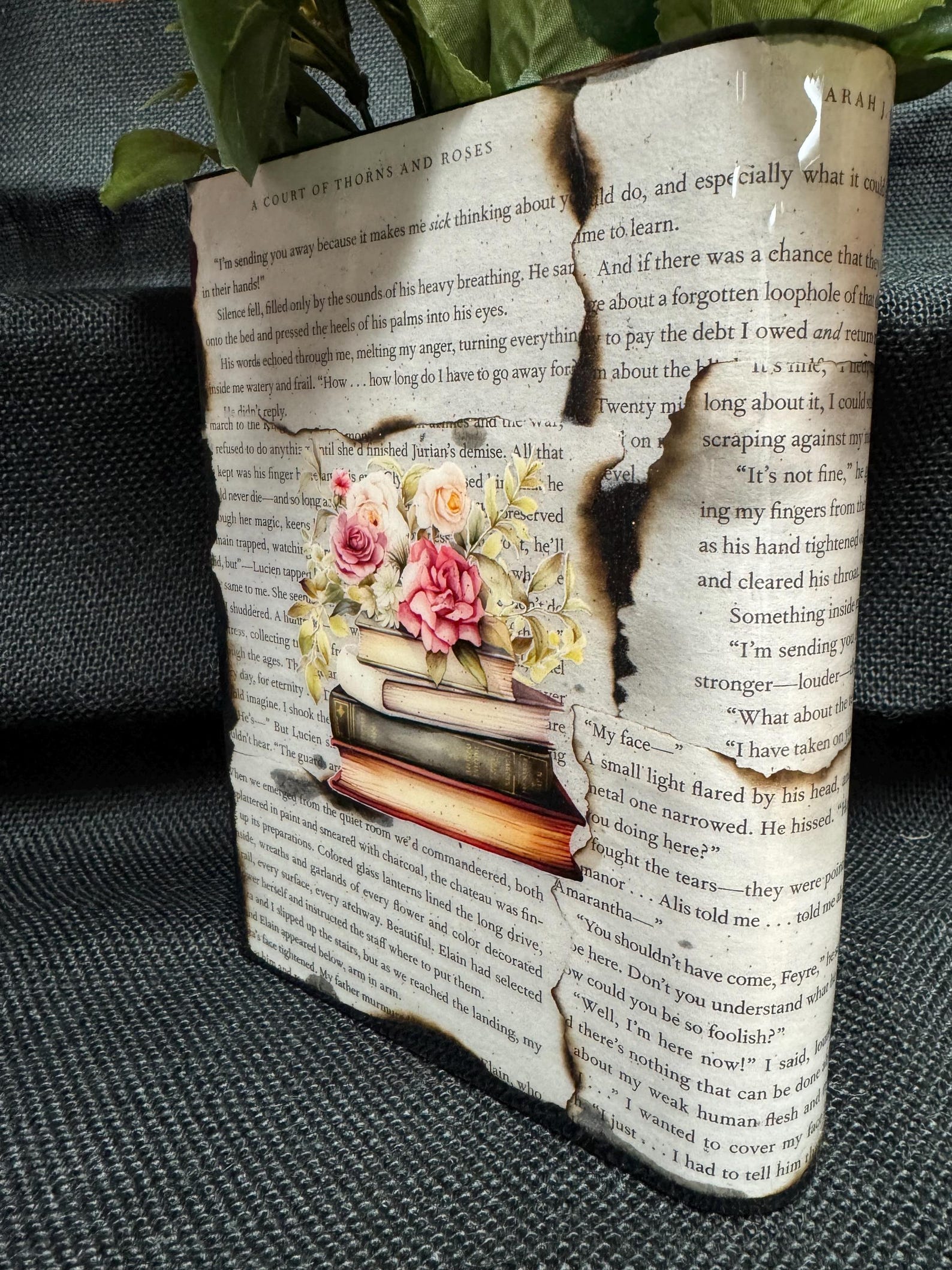 ACOTAR Flower Book Vase. A Court of Thorn and Roses Designed With the ...