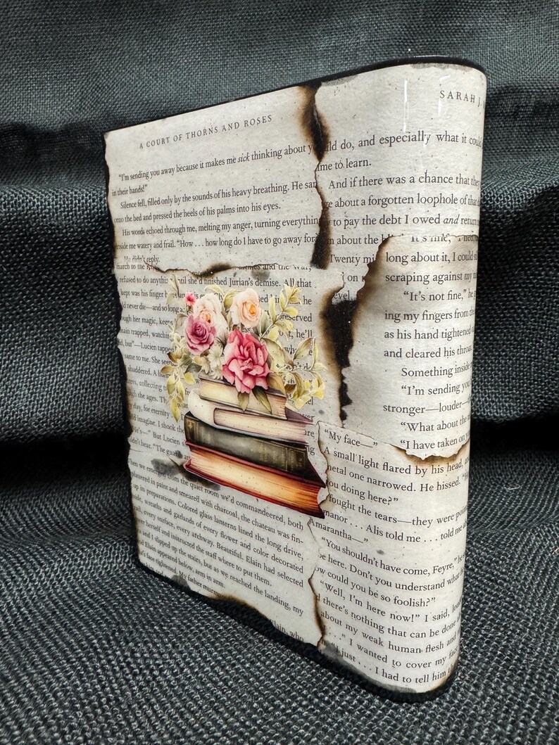 ACOTAR Flower Book Vase. A Court of Thorn and Roses Designed With the ...