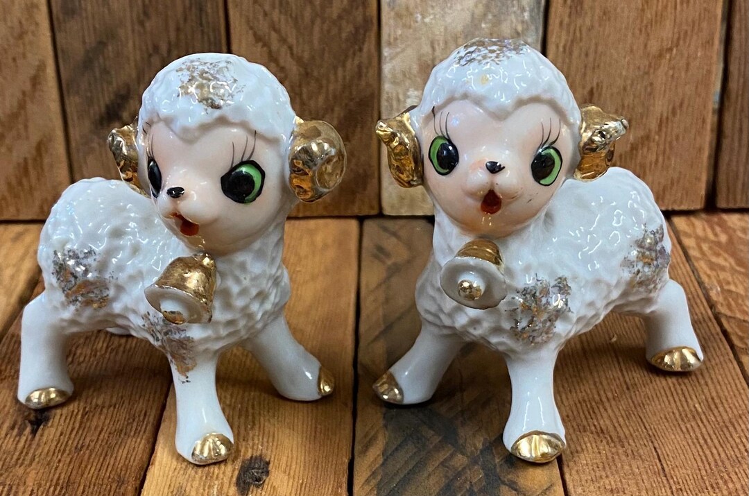 Vintage~sheep~lamb~salt and Pepper Shakers~made in Japan - Etsy