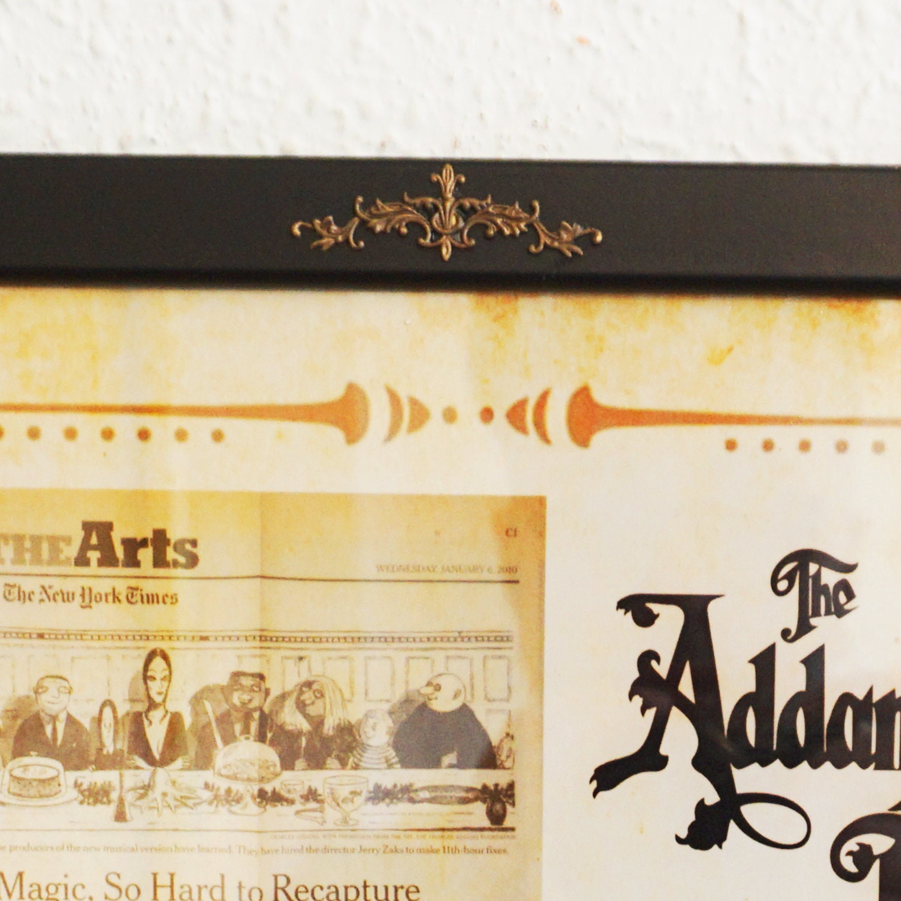 The Addams Family Illustration With Ornate Frame 40x30 the Addams ...