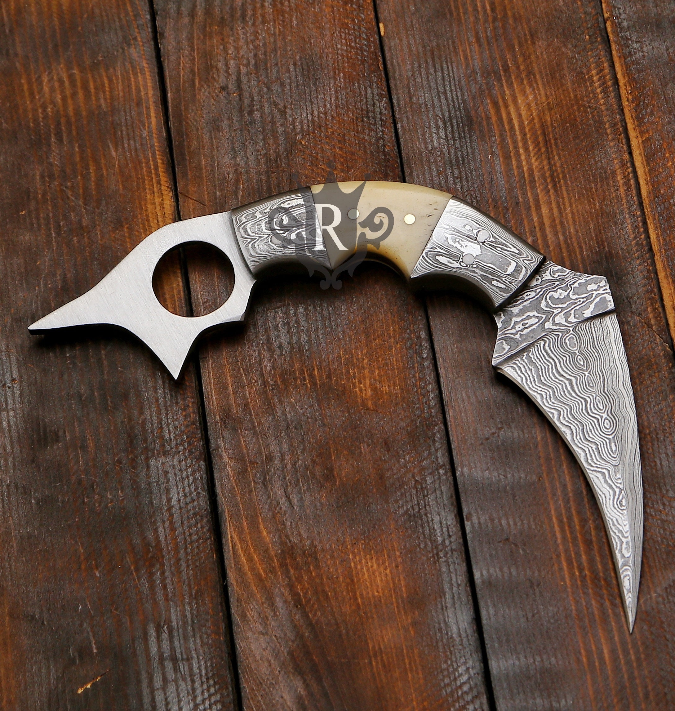 Hunting Knife Custom Made Hand Forged Damascus Steel Karambit Knife ...