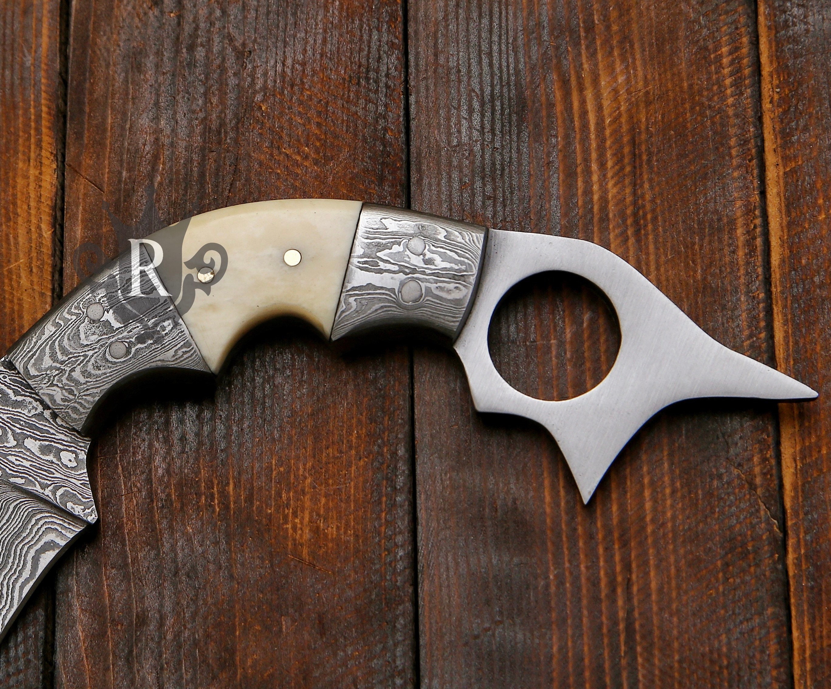 Hunting Knife Custom Made Hand Forged Damascus Steel Karambit Knife ...