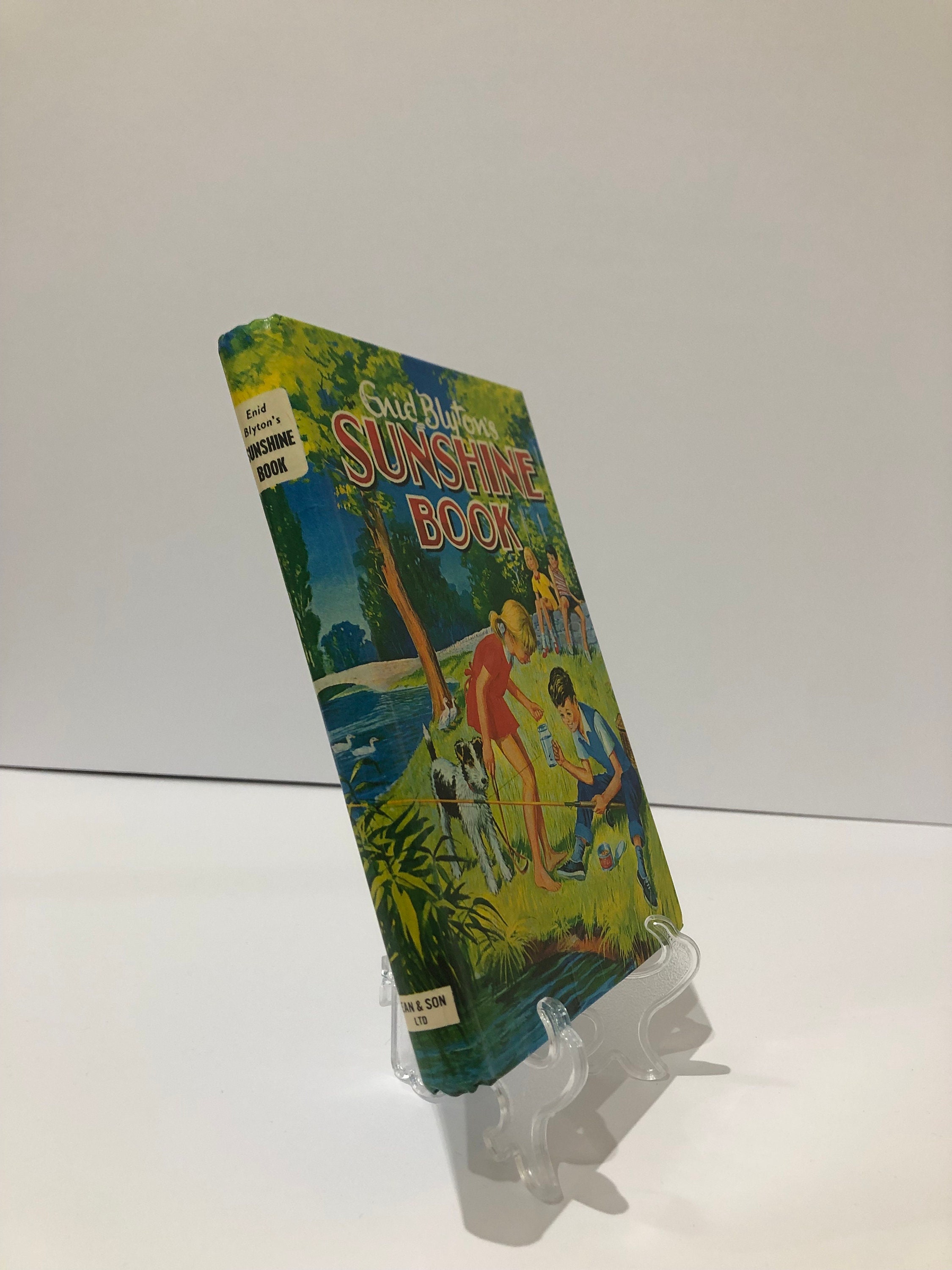Vintage 1965 Classic “sunshine Book” by Enid Blyton - Hardcover in ...