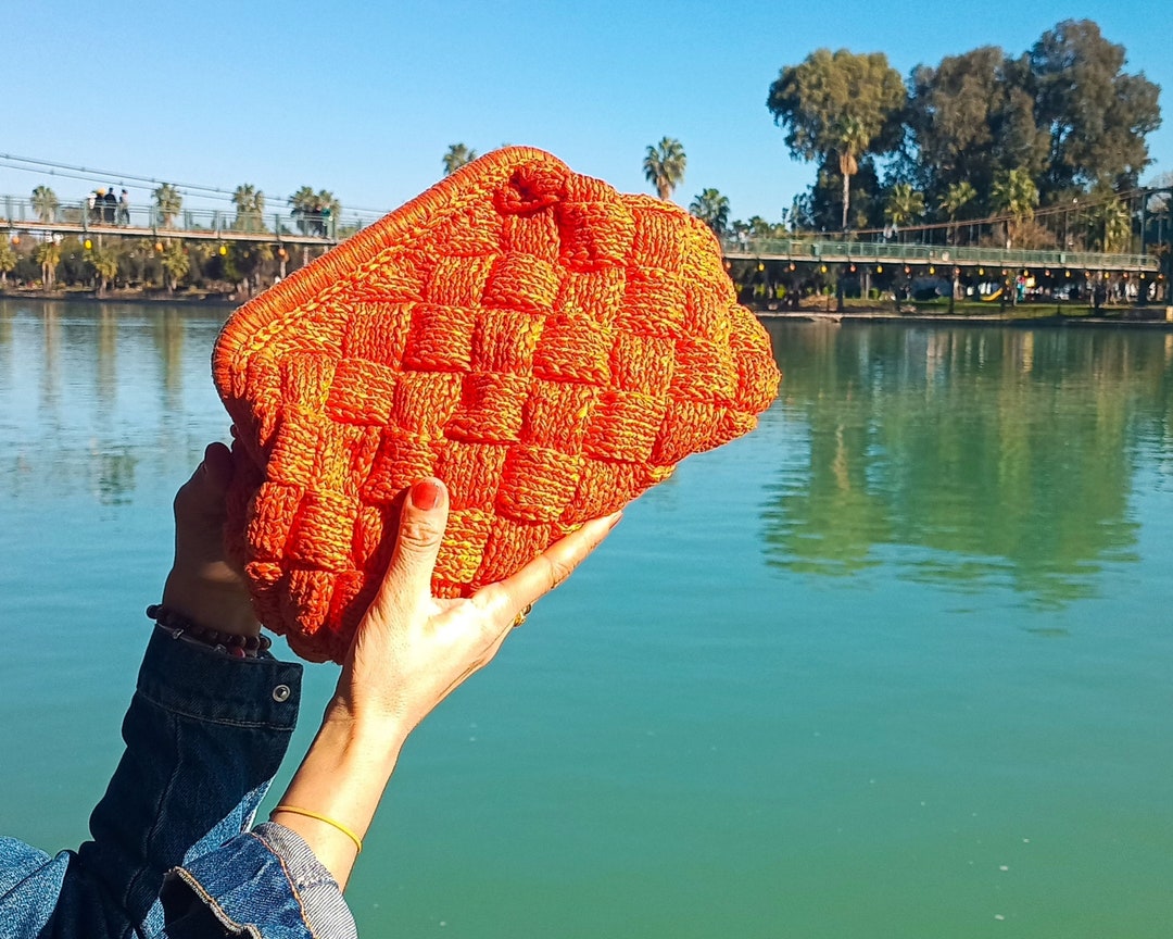 Puzzle Raffia Pouch Bag, Trendy Designer Bag, Crochet Raffia Purse ...