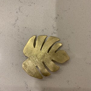 Monstera Brooch - Etsy