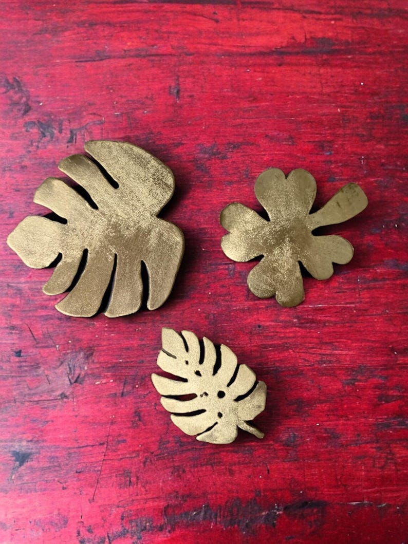Monstera Brooch - Etsy