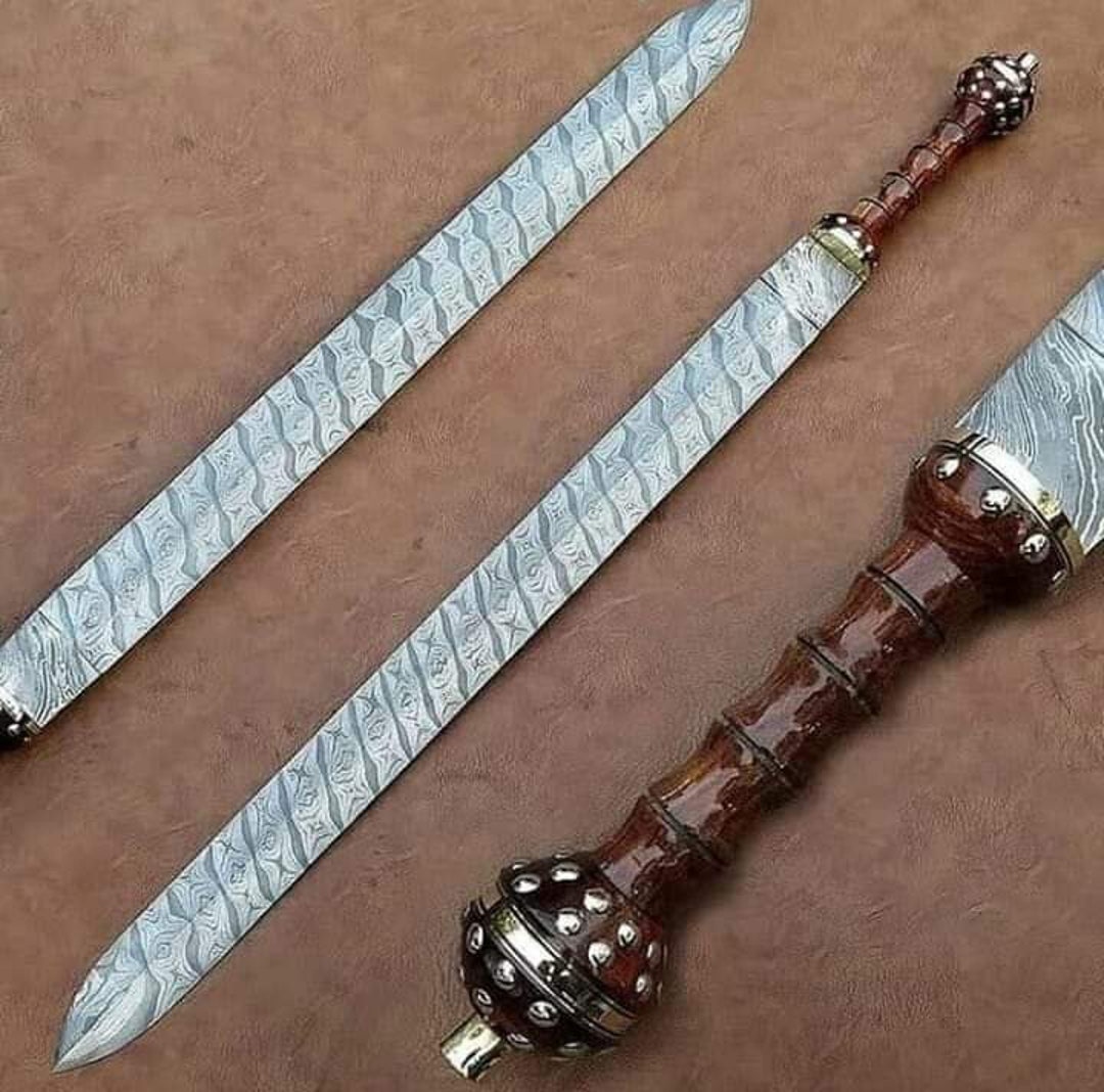 Hand Forged Damascus Steel Gladiator Sword,combat Sword, Damascus Steel ...