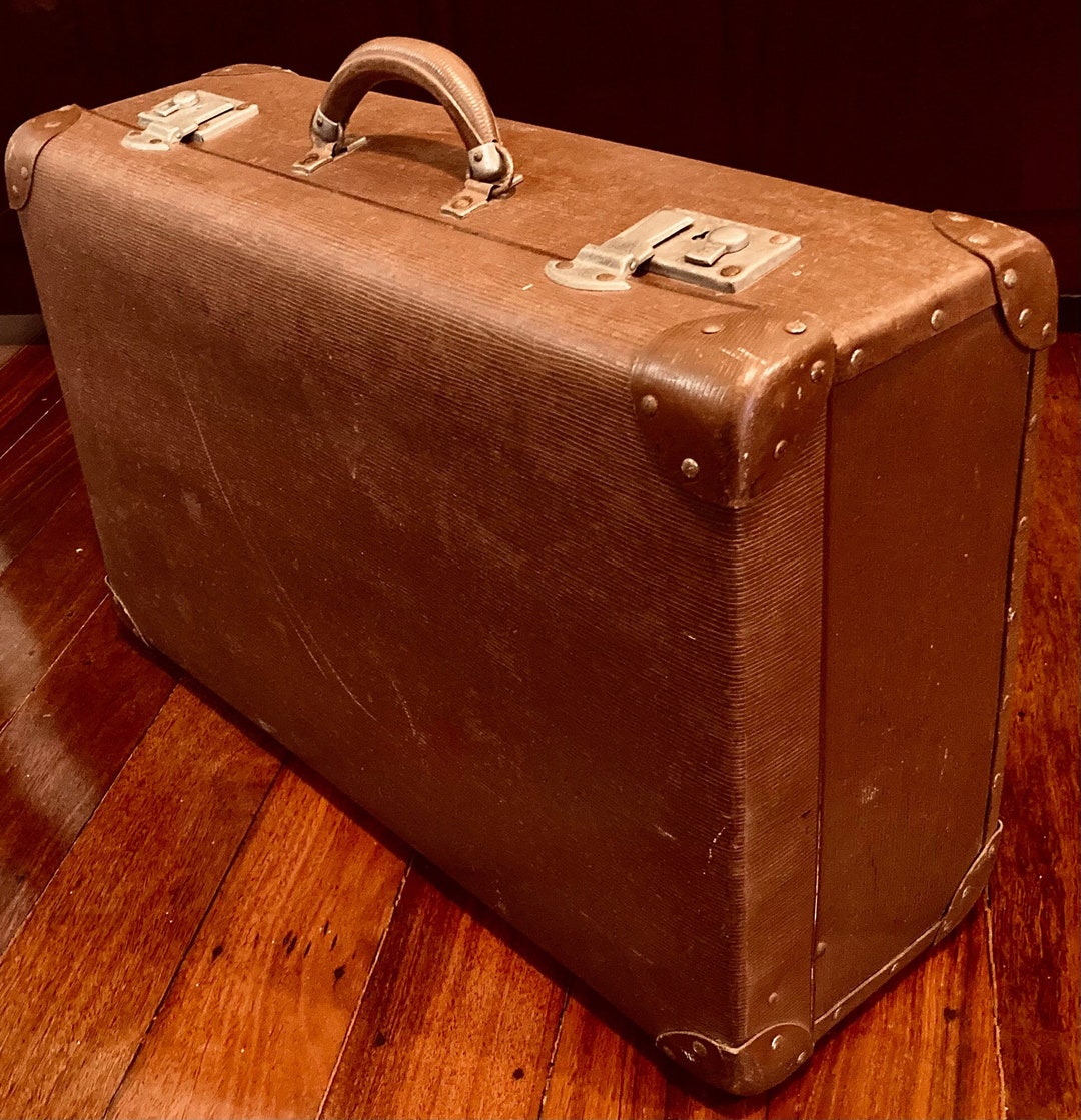 Collectible Globite Suitcase, 1950s Australian National Railways ANR ...