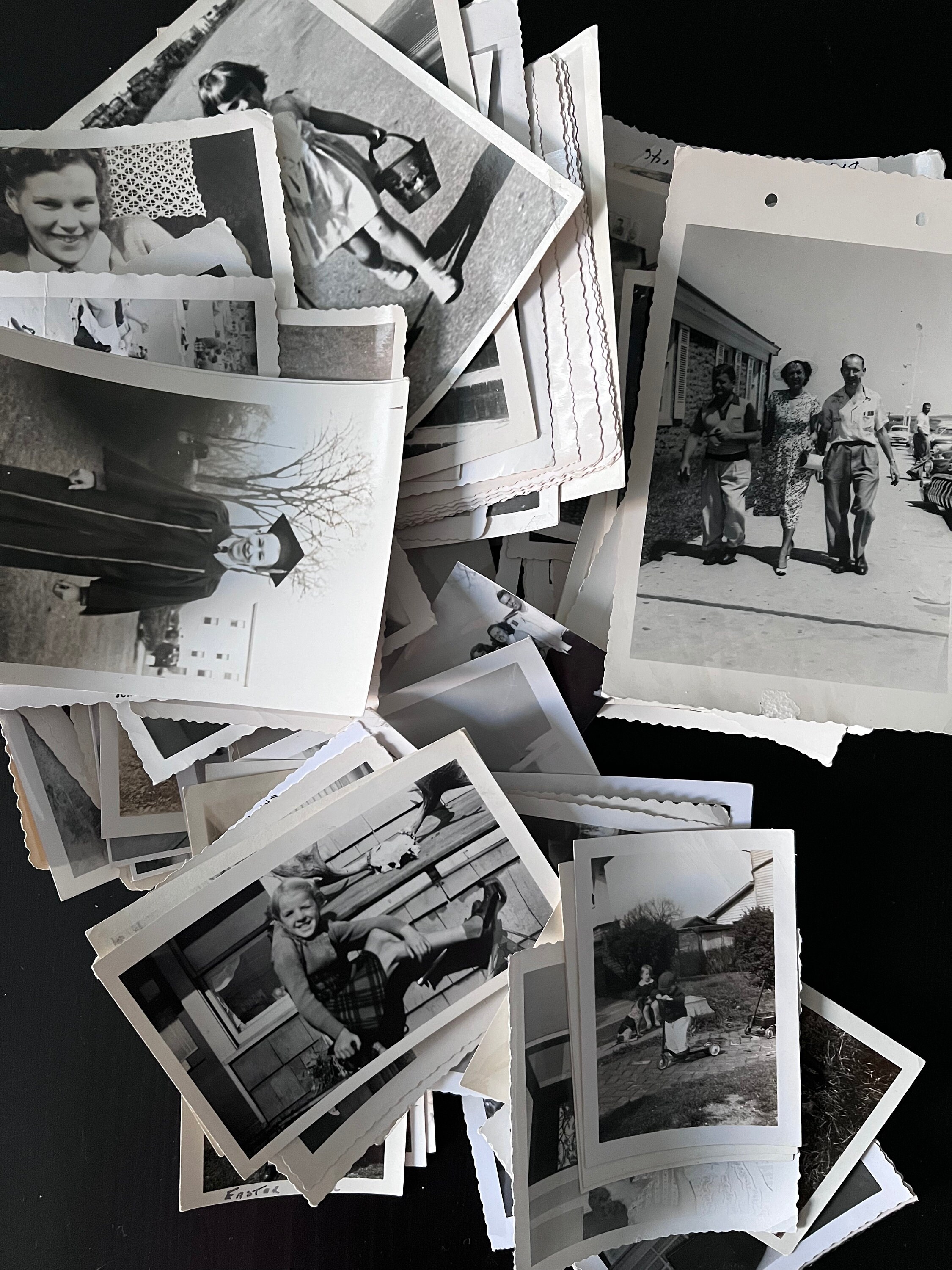 Mixed Lot of 100 Vintage B&W and Sepia Photos Vernacular Snapshot for ...