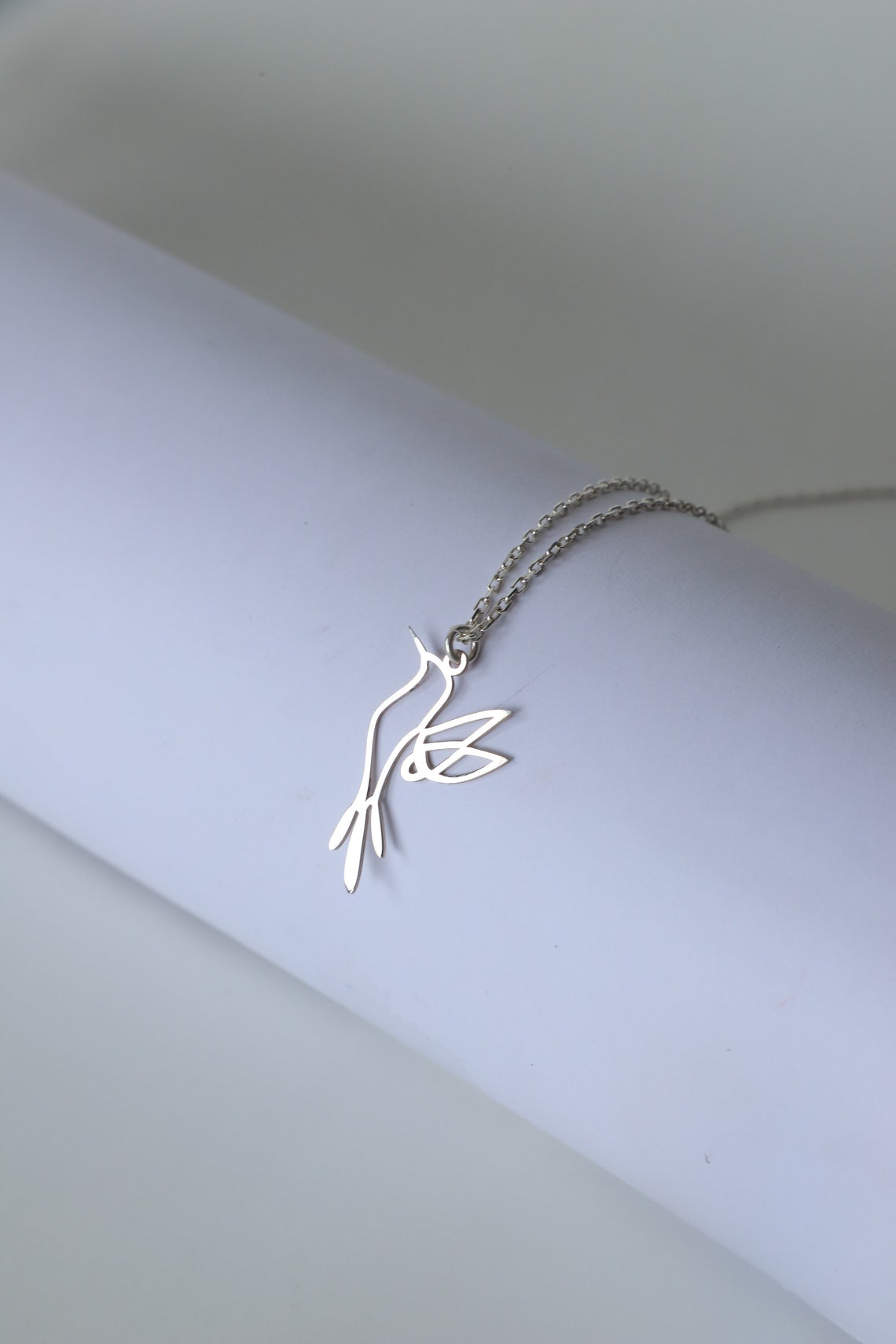Silver Hummingbird Necklace, Line Art Humming Bird Necklace, Dainty ...
