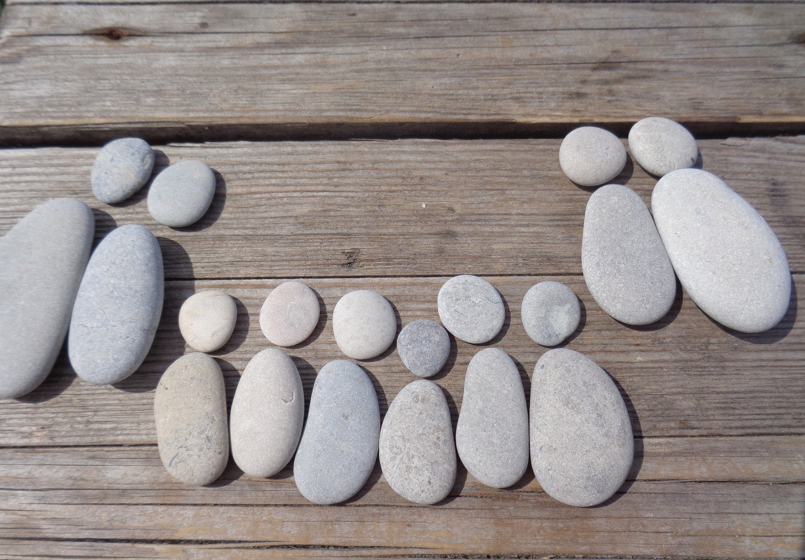 Set of Small Pebbles People - PRICE PER SET - Diy Pebbles for Crafts ...