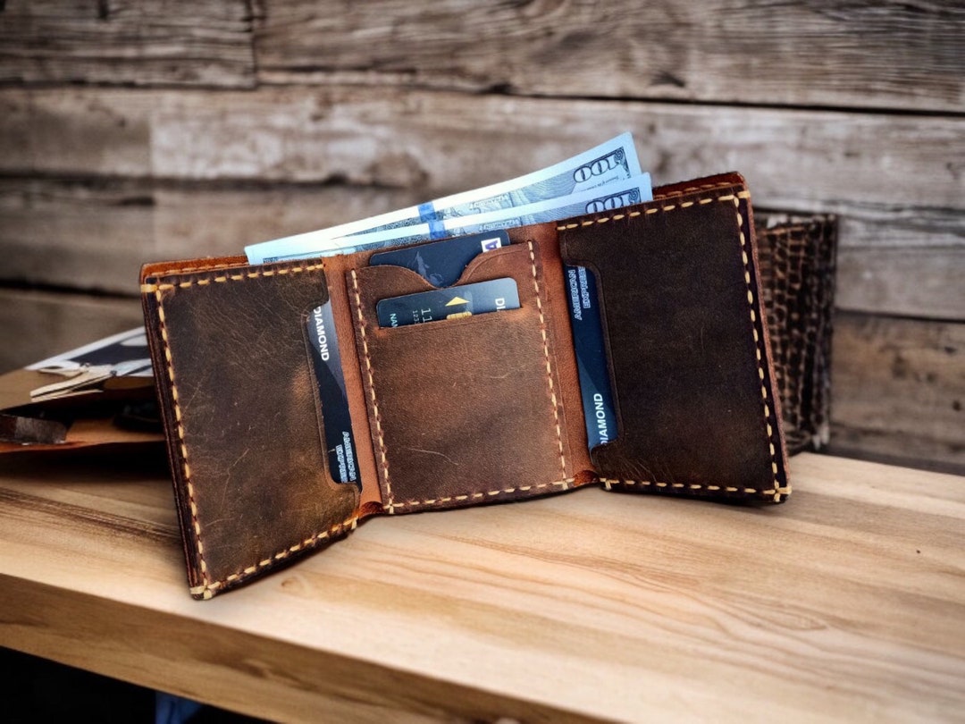 Full Grain Leather Trifold Men's Wallet, Personalized Monogram Initials ...