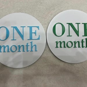 Custom Baby Name & 12 Month Countdown 3D Print Circle Discs - Etsy