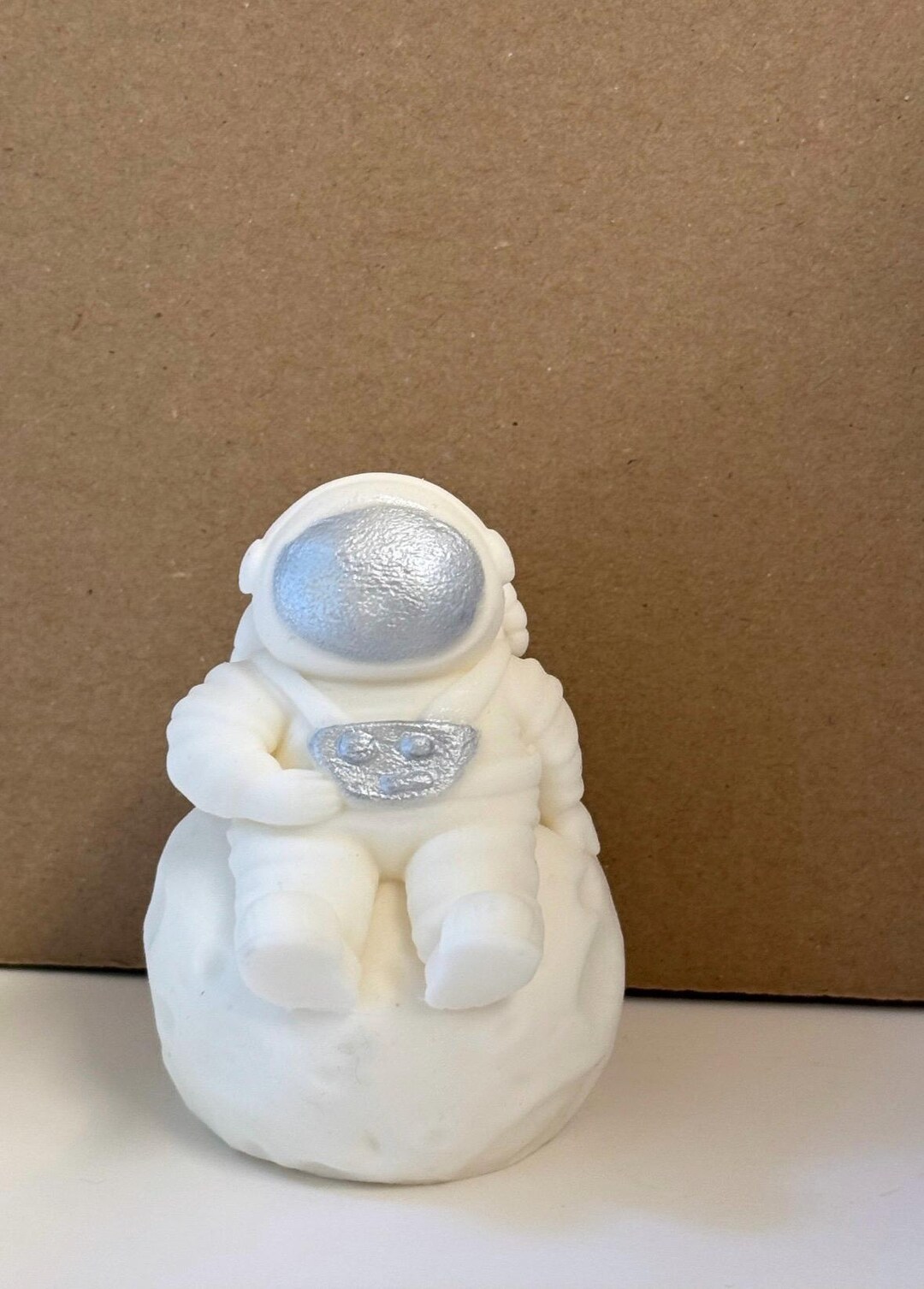 Edible Fondant Astronaut Man in a Moon Cake Topper - Etsy