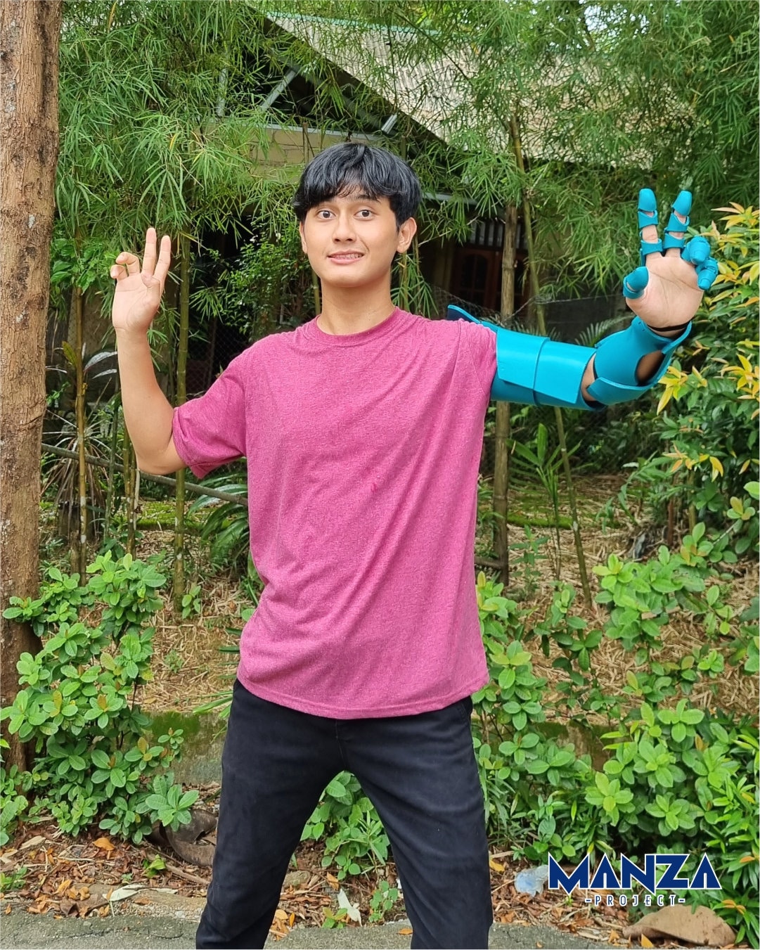 Vash the Stampede Robotic Arm - Vash the Stampede Cosplay Prop ...