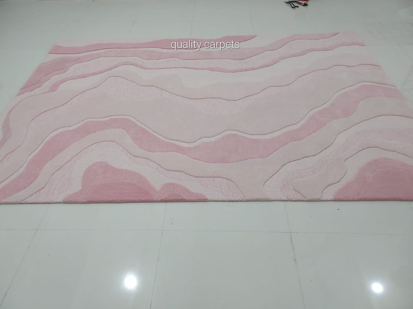 Premium Quality Designer Pink Gradient Area Rug for Living Room Modern ...
