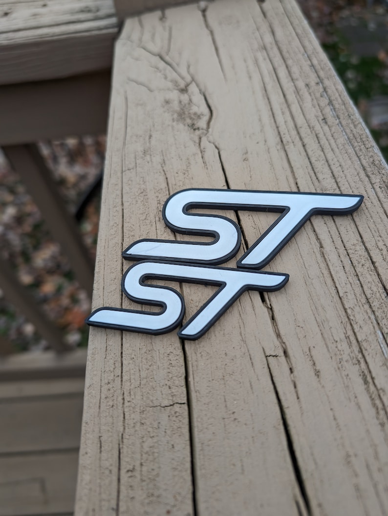 Focus Fiesta ST Emblems Custom (pair) - Etsy