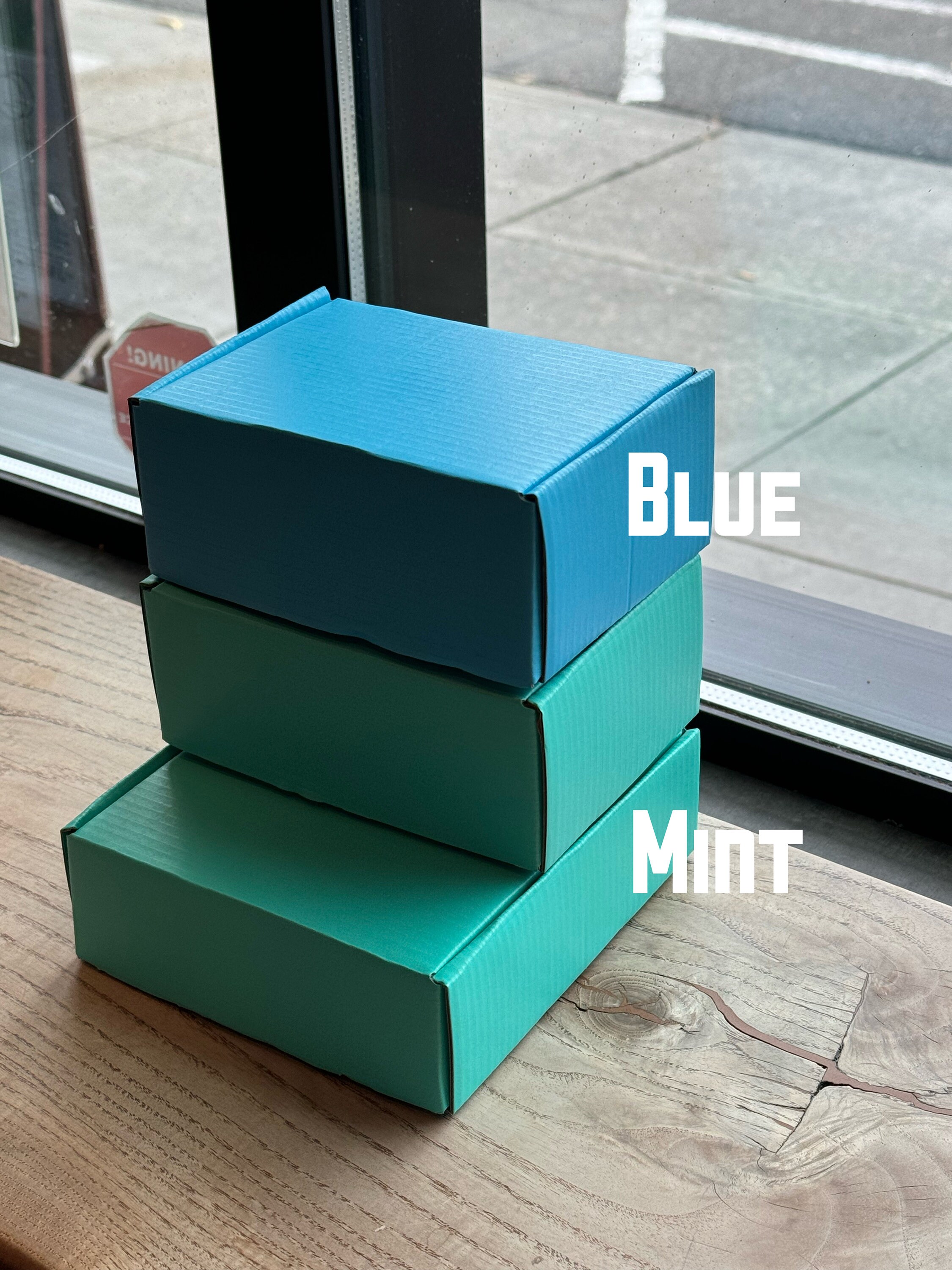 Premium Good Quality Easy Fold Corrugated Matte Finish Gift Box ...