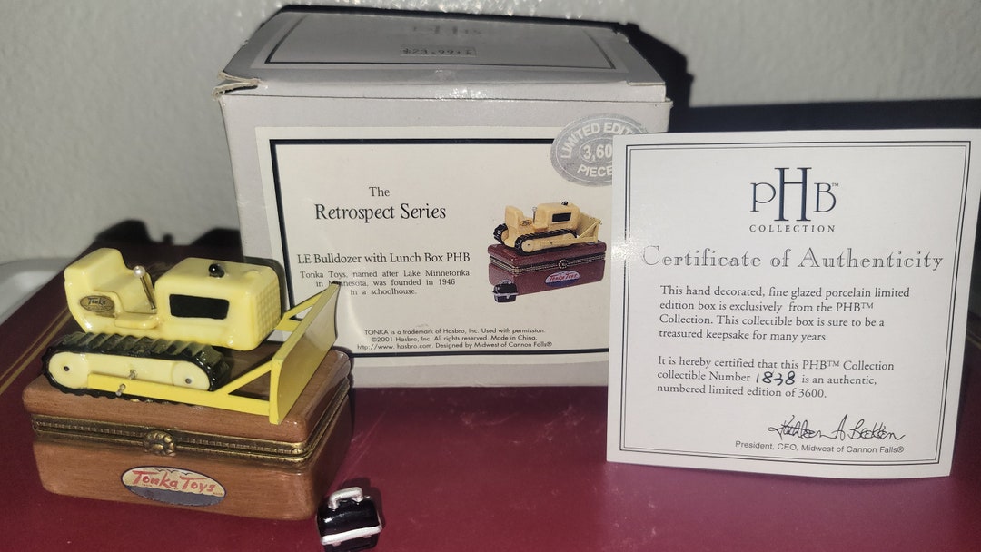 PHB COLLECTION Tonka Toys Bulldozer With Lunch Box Retrospect Series ...