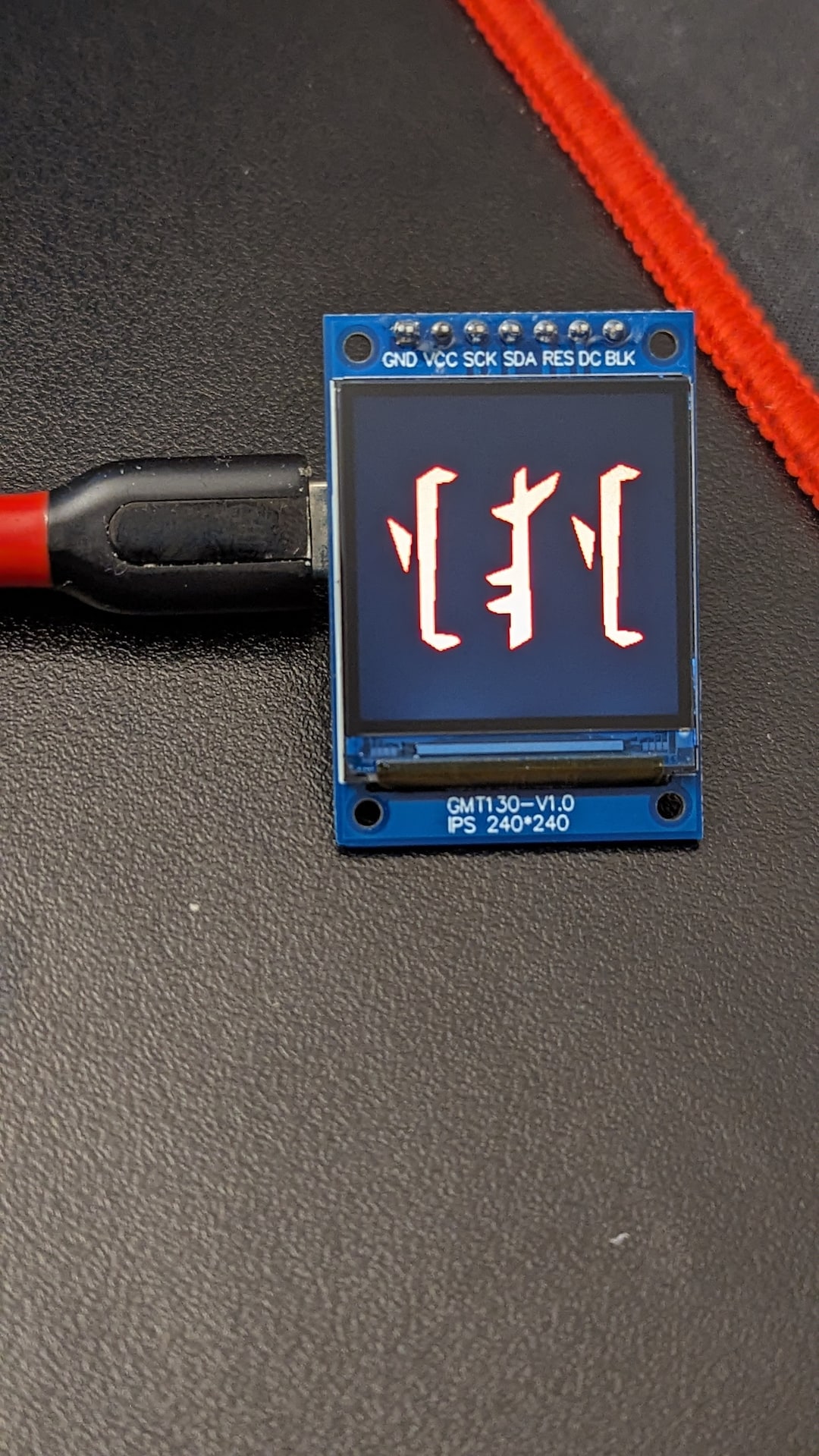 High Quality Beskar Gauntlet Display Mandoputer 1.3" Mandalorian LCD ...