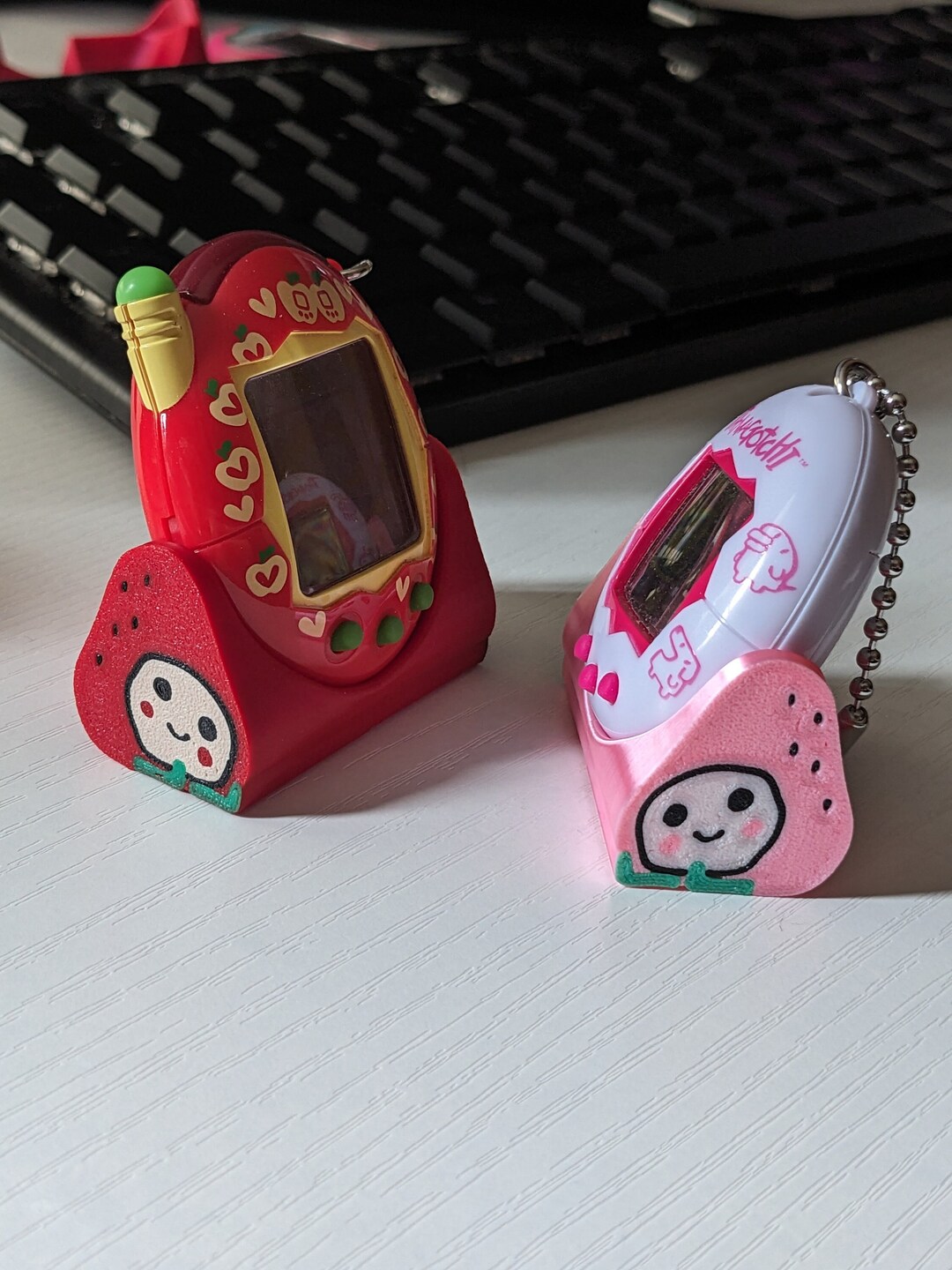Ichigotchi Tamagotchi Stand / Cradle / Holder - for Uni, Smart, Pix ...