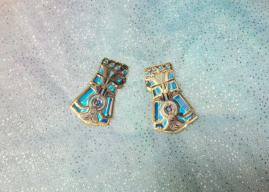 Arcane- Vi Atlas Gauntlets Enamel Pin - Etsy