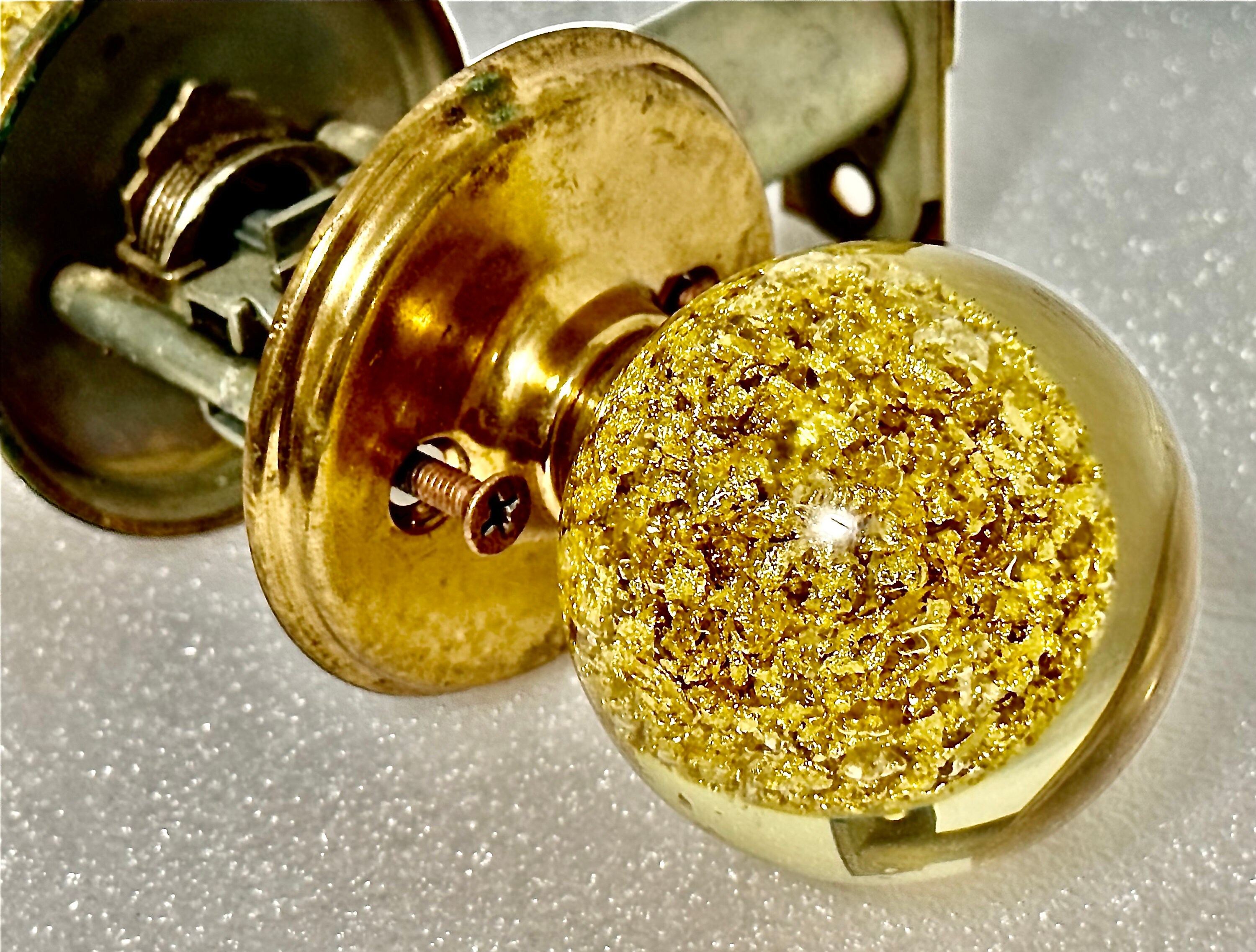 Stunning Ruth Richmond/weiser Lucite Gold Flake Vintage Door Knob - Etsy