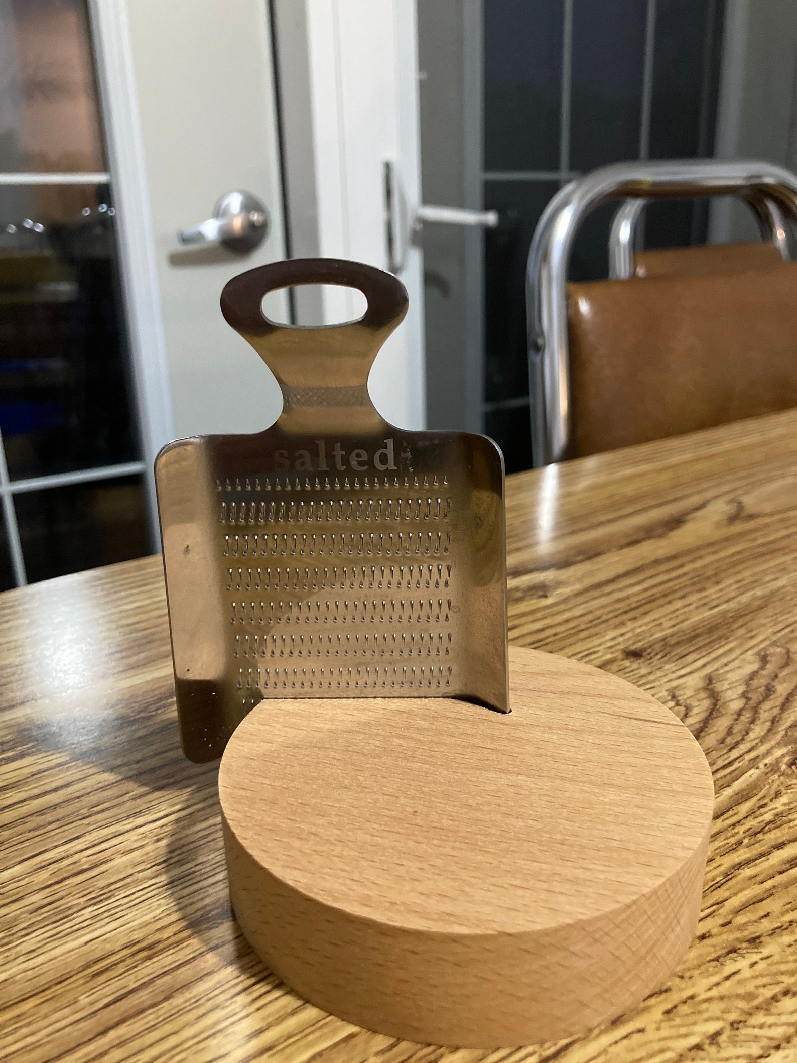 Handy Salt Grinder Fun Unique Kitchen Gadget Metal Grinder Wooden Block ...