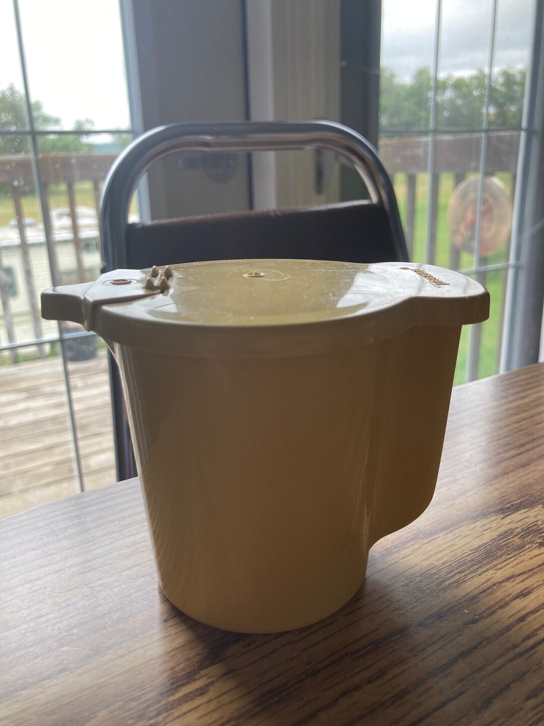 Vintage Tupperware Harvest Gold Cream Container Flip-top Lid 574-12 ...