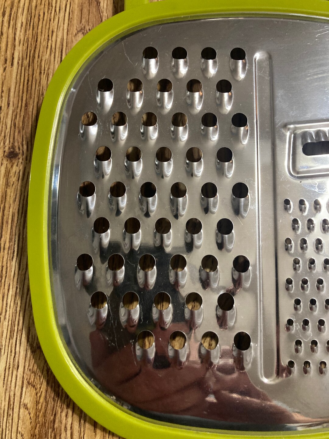 One Piece Stainless Steel Grater With Green Plastic Trim Durable Easy ...