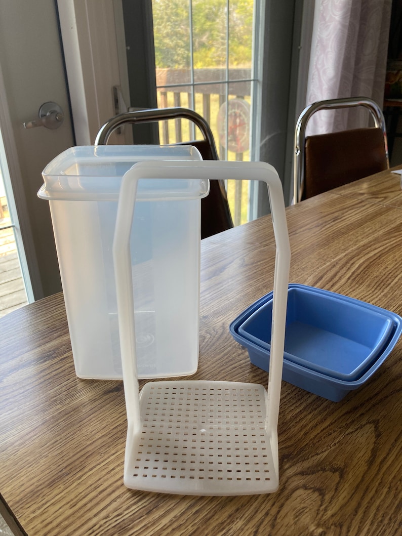 Vintage Tupperware 3 Pc Pick-a-deli Pickle Keeper Lifter Olive Keeper ...